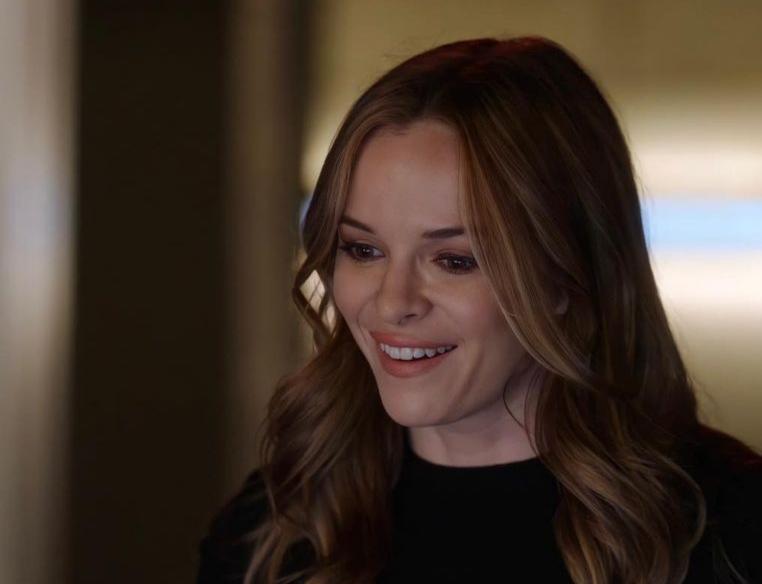 Her face is literal perfection | Scrolller