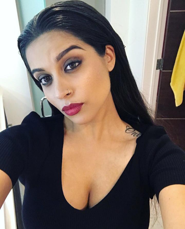 Her face looks like a perfect cumrag in this one. | Scrolller