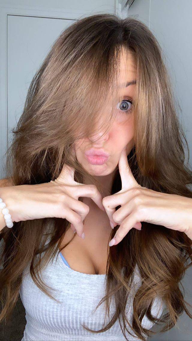 Her girls are making an appearance on her IG story | Scrolller