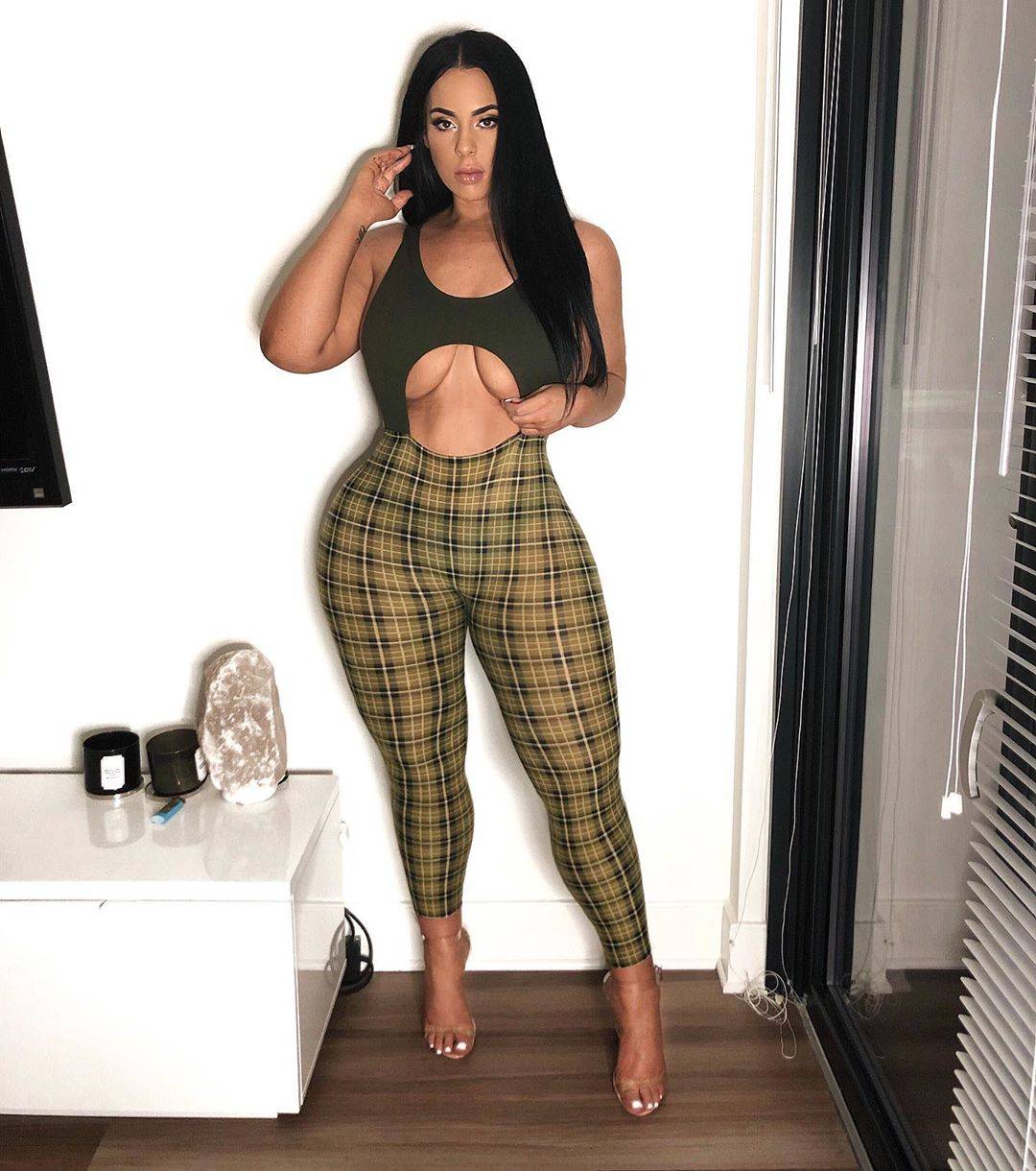 Gemstar! | Scrolller