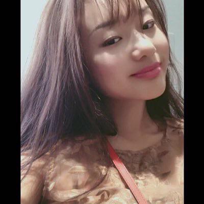 Her regular pictures are so cute | Scrolller