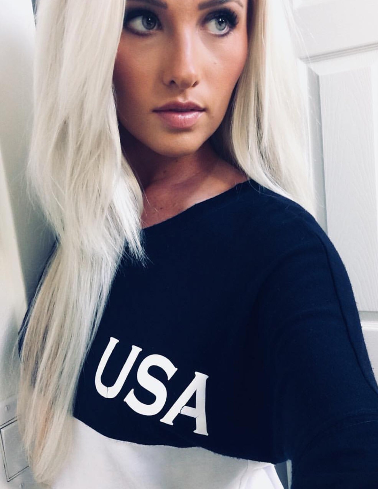 Her shirt says it all | Scrolller