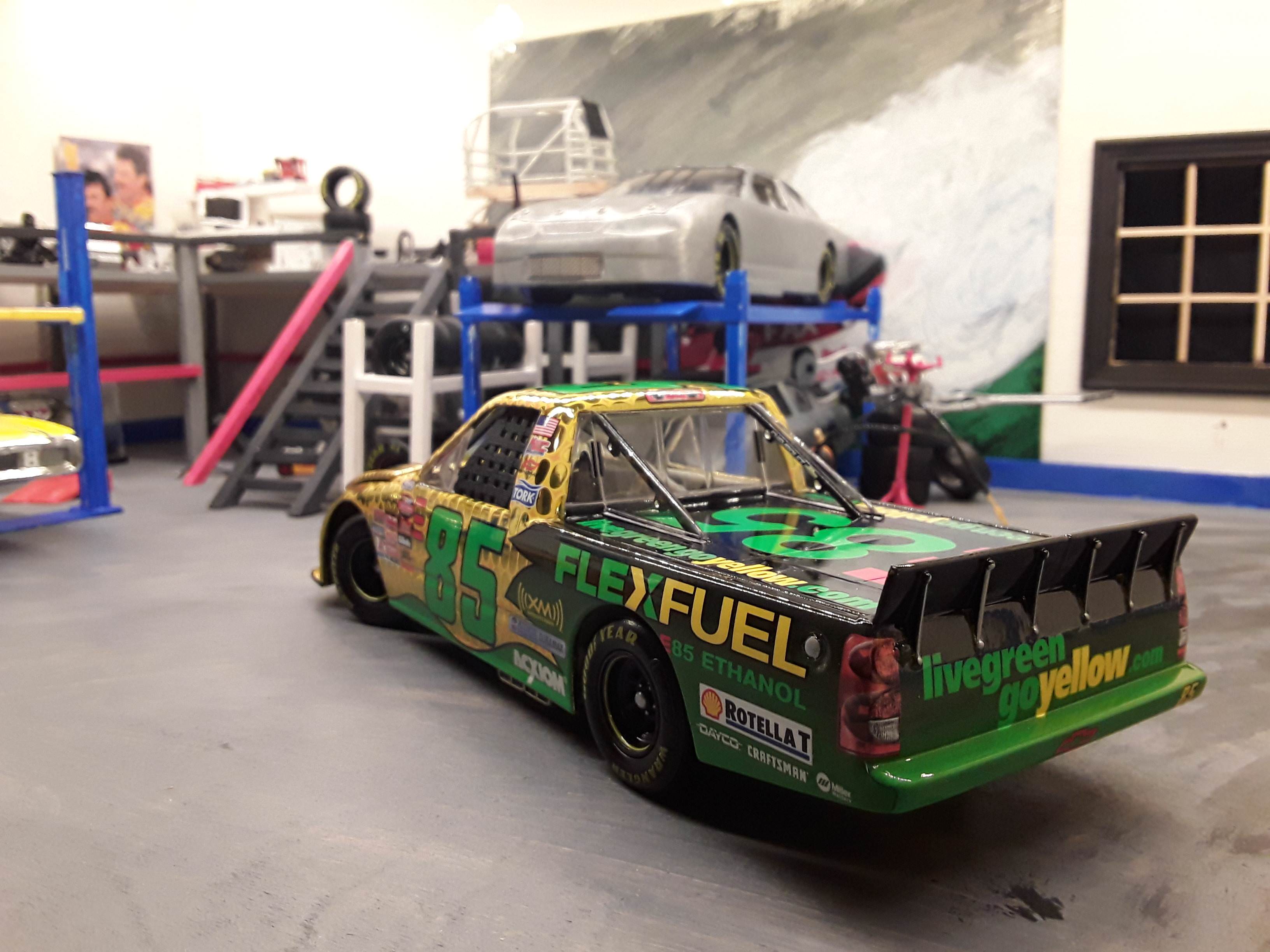 Here is a shot of my garage diorama. Will post more pictures later. Thanks for looking | Scrolller