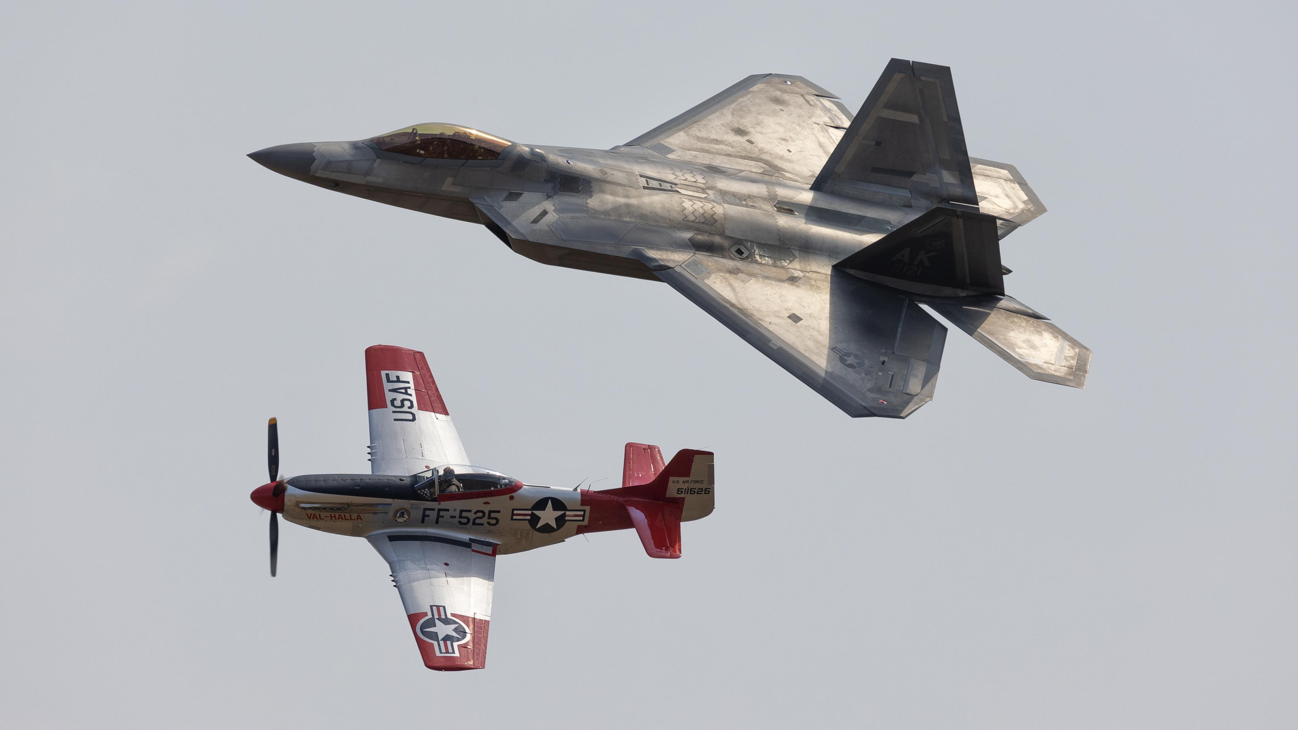 Heritage Flight 2021 [OC] [4290X2413] P51 Mustang and F22 Raptor | Scrolller
