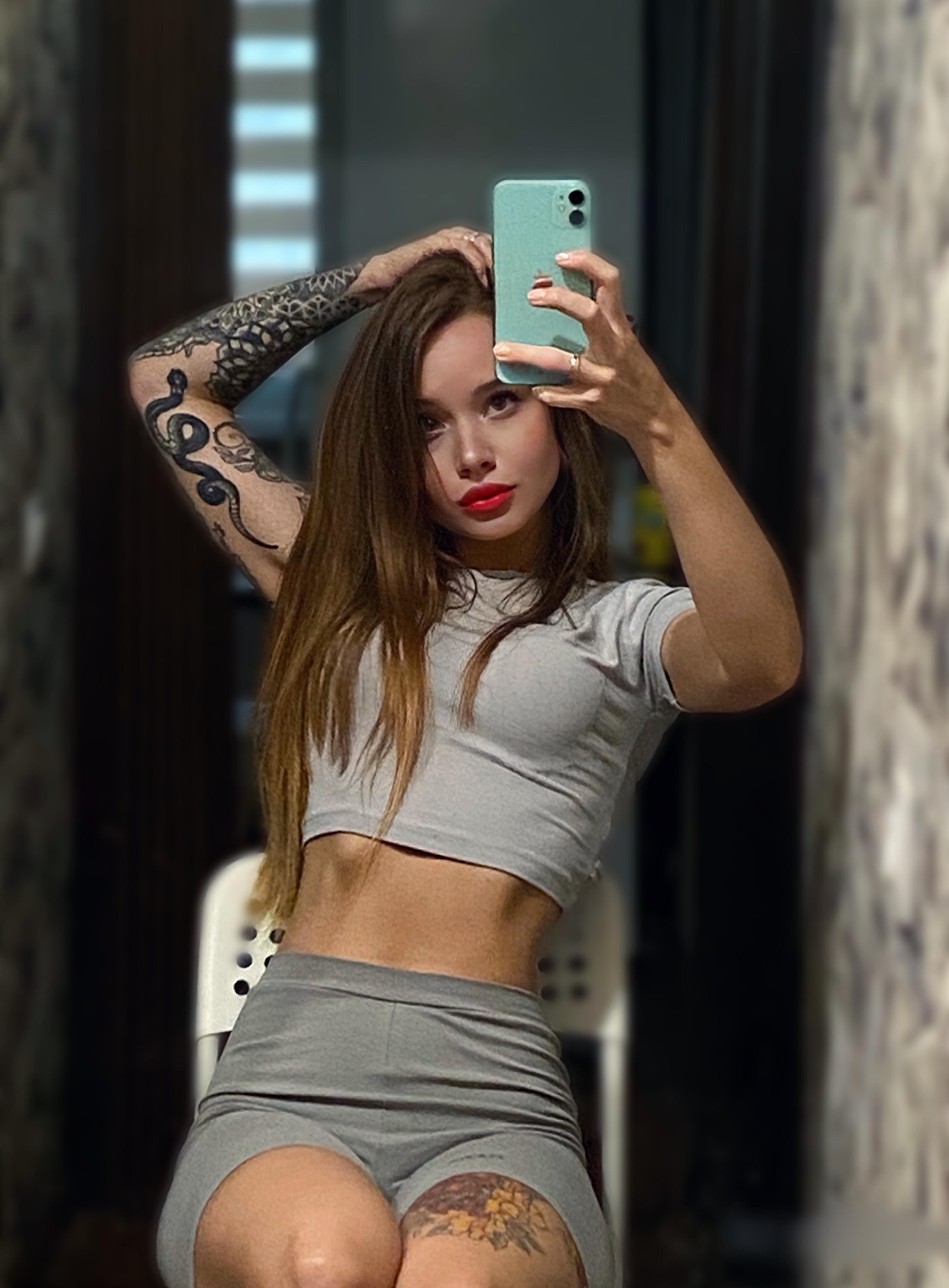 Hey 😇 | Scrolller