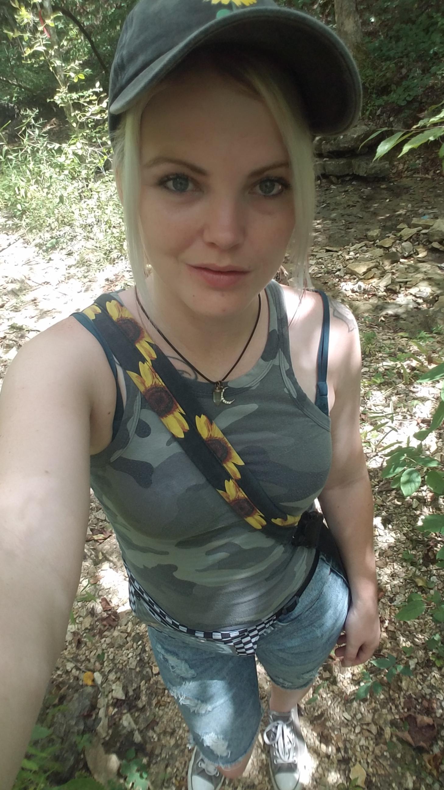 Hey What Do You Think😊😊 F27 Scrolller