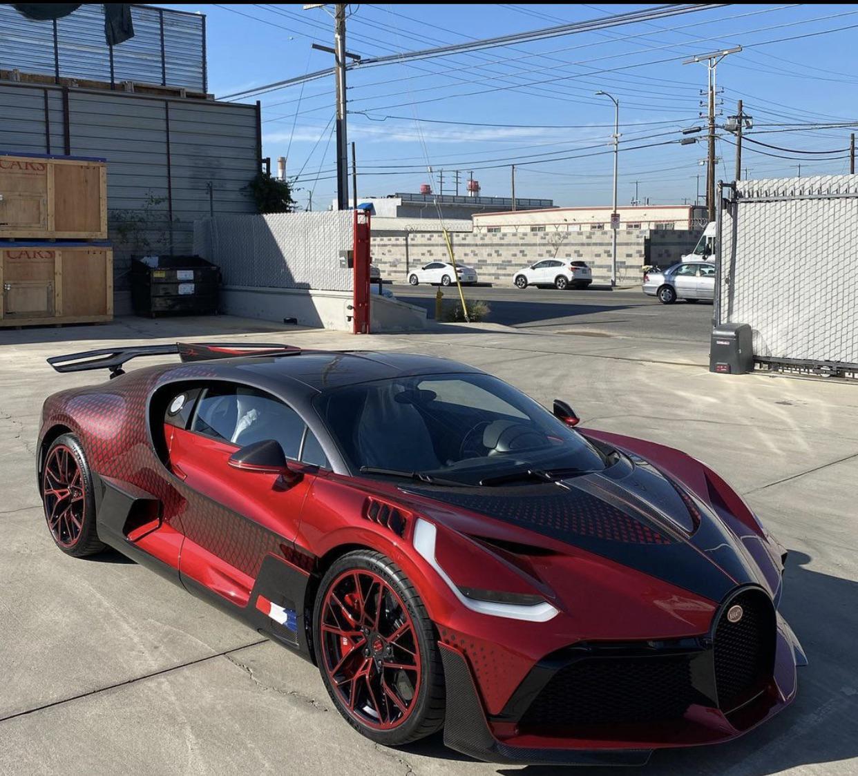 Hezy shaked’s Bugatti Divo | Scrolller