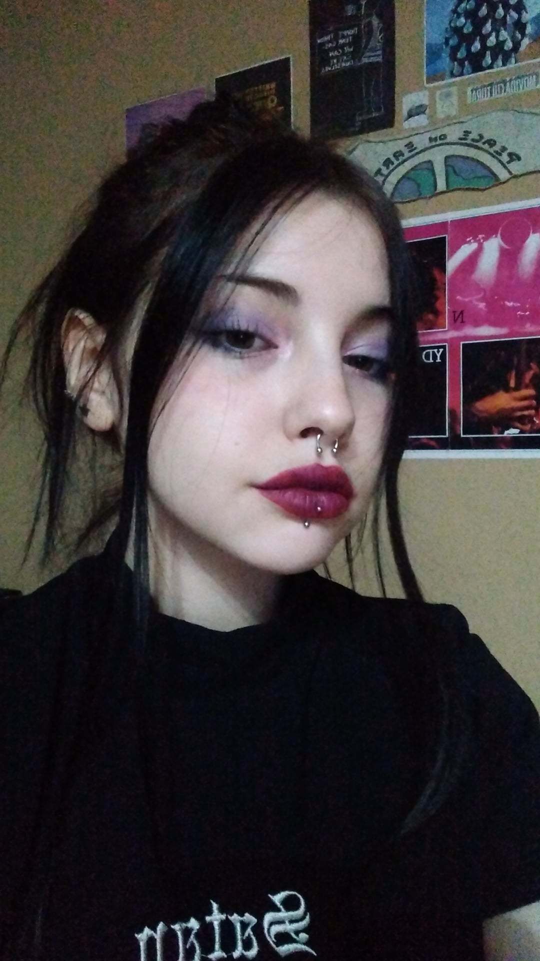 Hi🖤 Scrolller