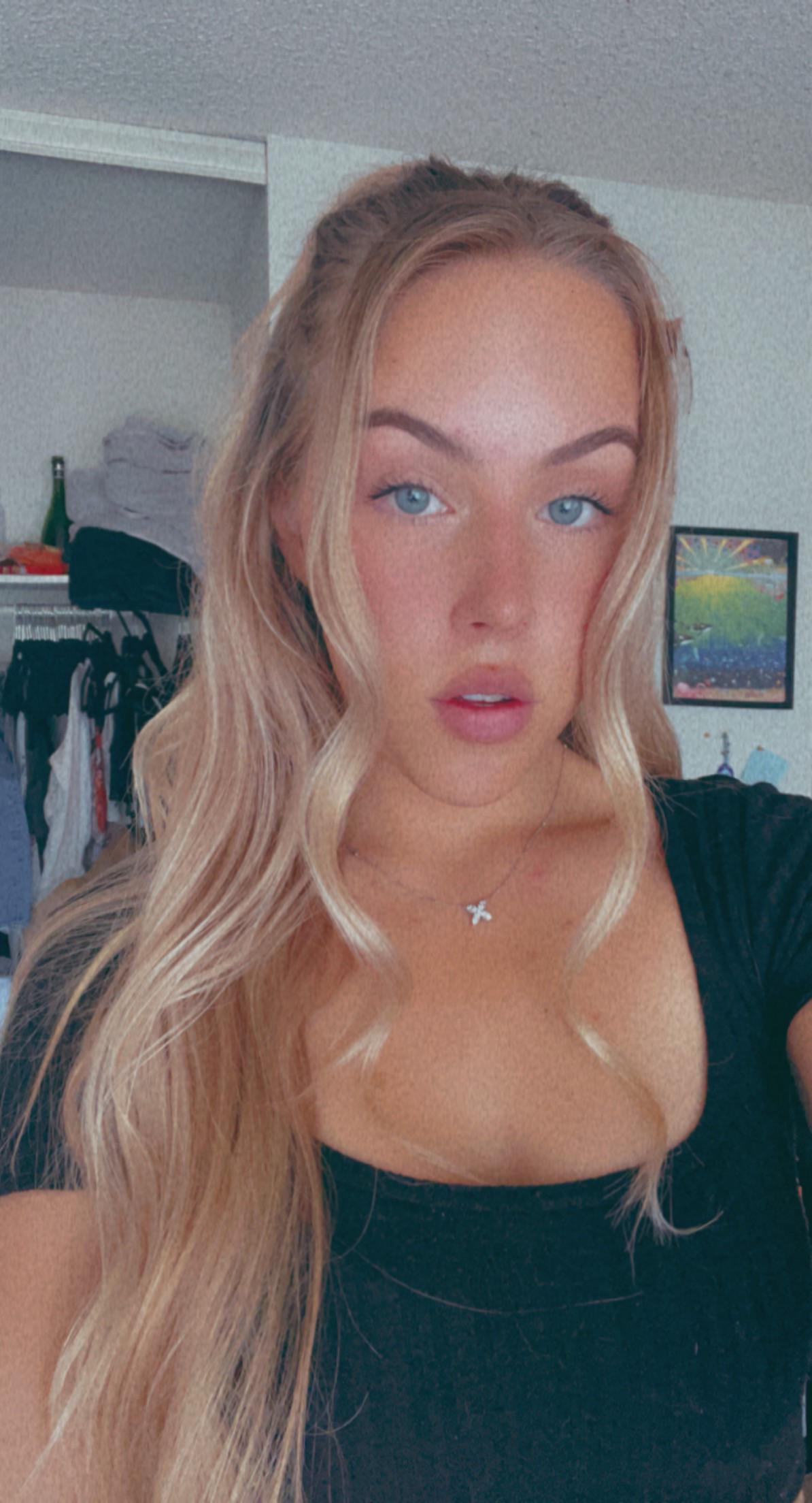 Hi daddy | Scrolller