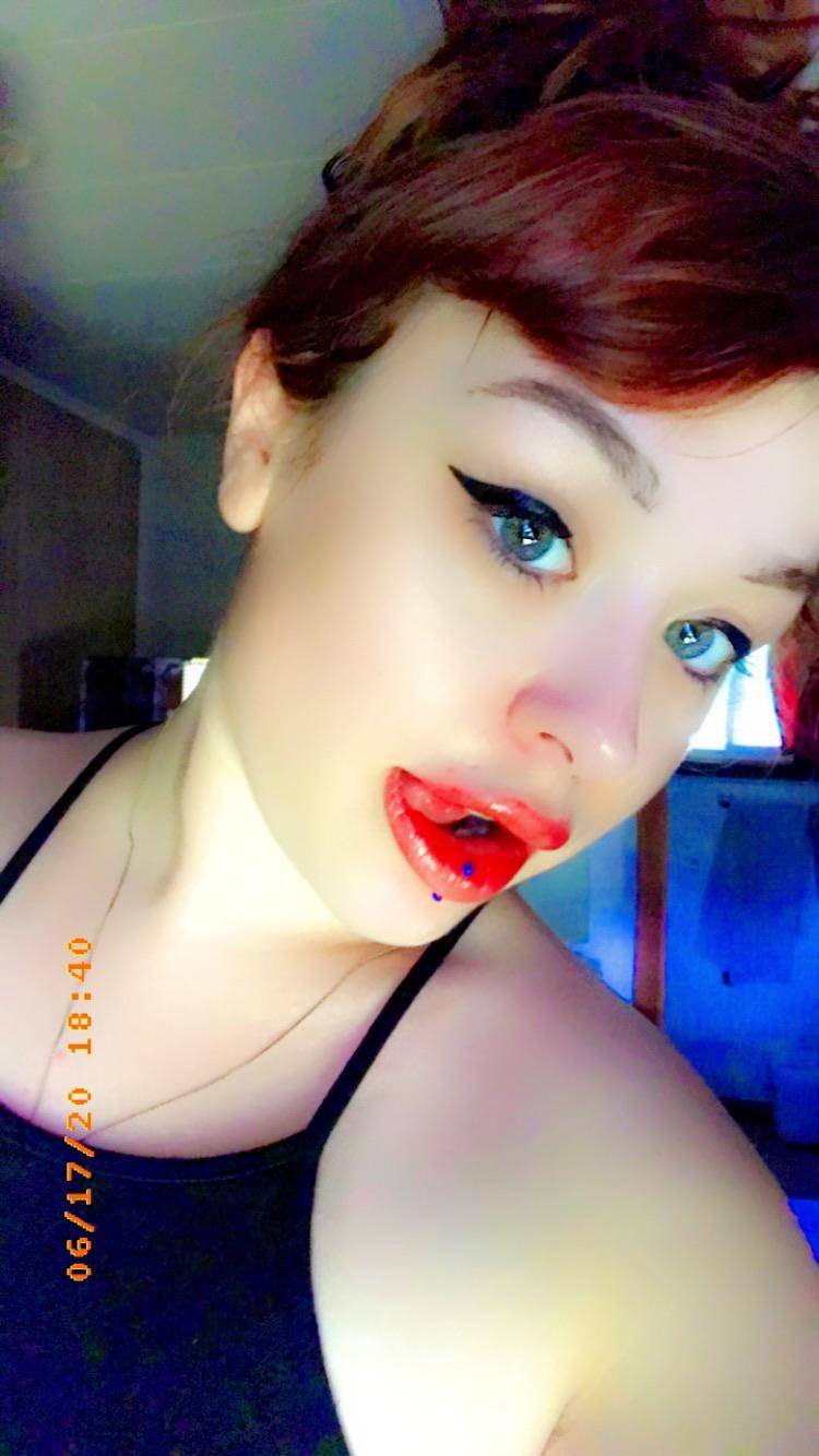 Hi! First Time Posting | Scrolller