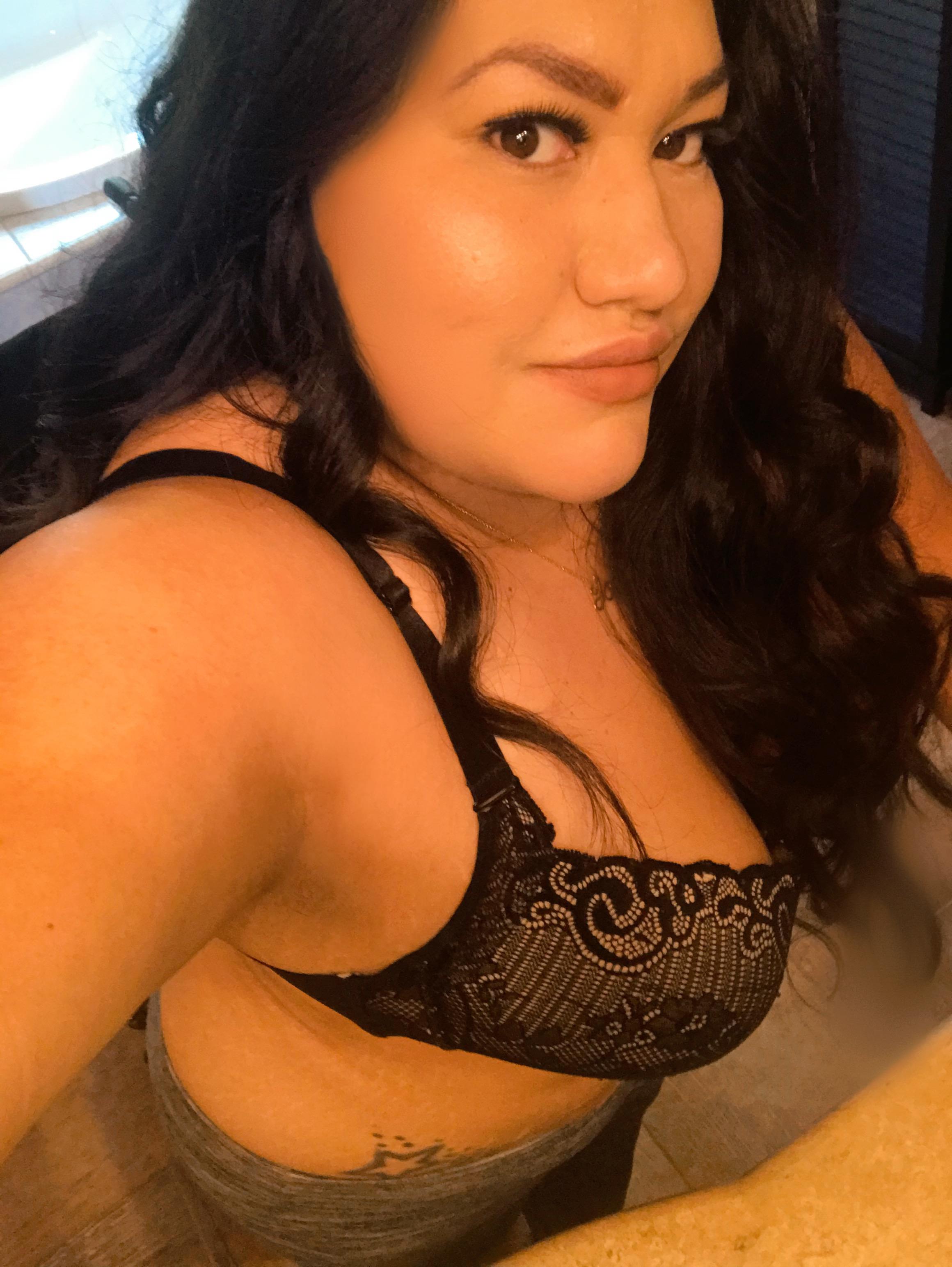 Hi I’m a above knee amputee and opened a onlyfans page message me for info | Scrolller