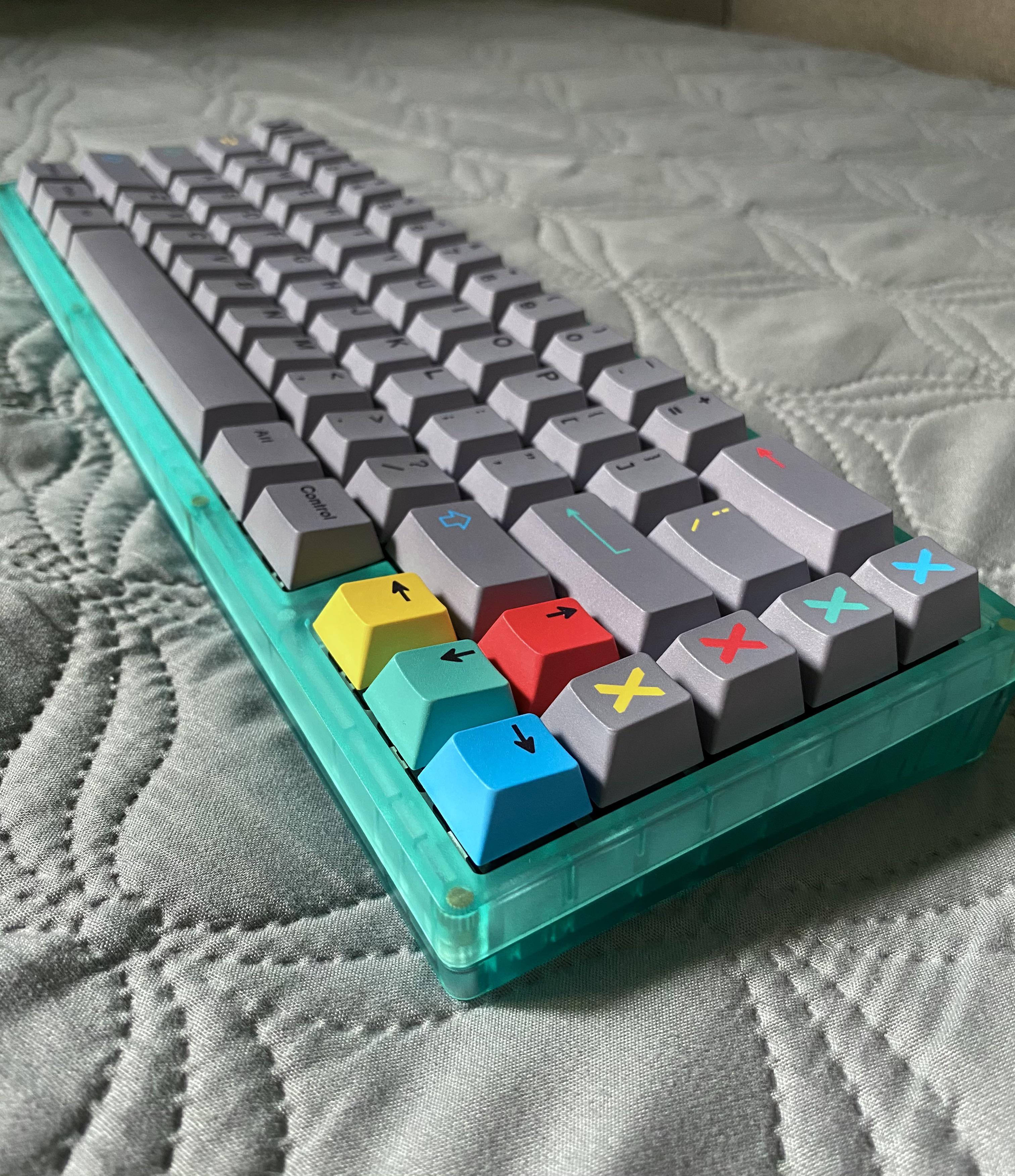 Hi r/mk! I built my first custom keyboard! :D | Scrolller