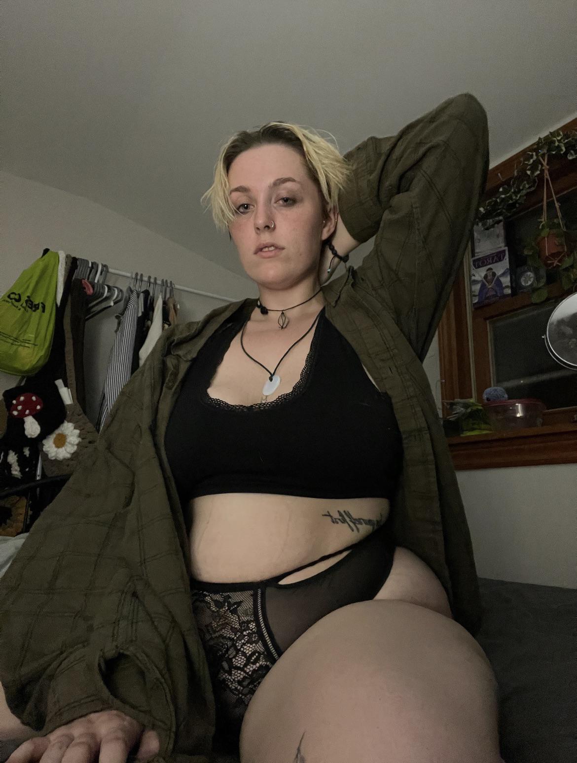 hi 👋🏻 this is my first post officially out as NB 👉🏼👈🏼 [OC] | Scrolller