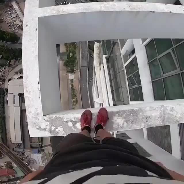 High risk run | Scrolller