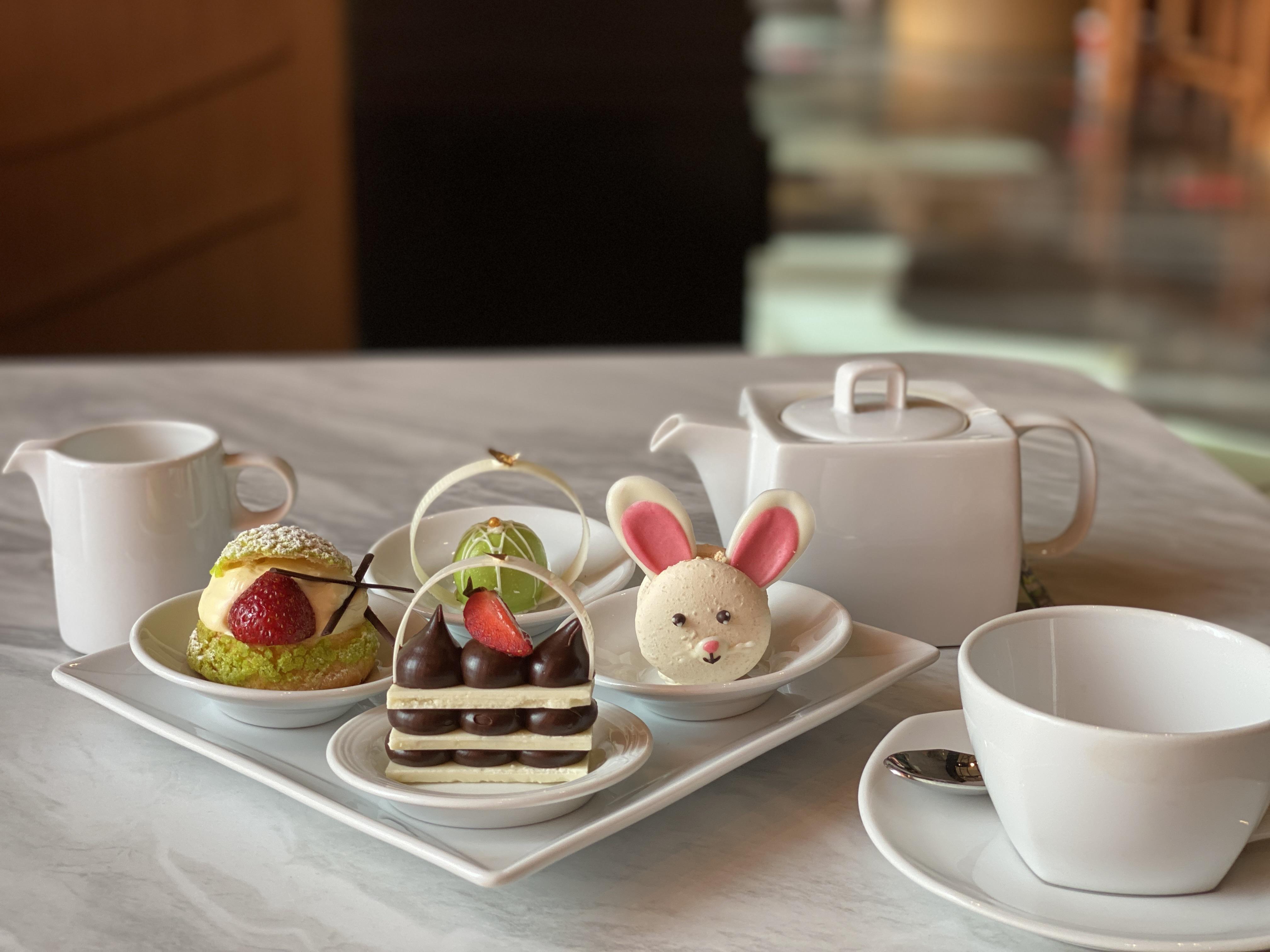 High Tea | Scrolller