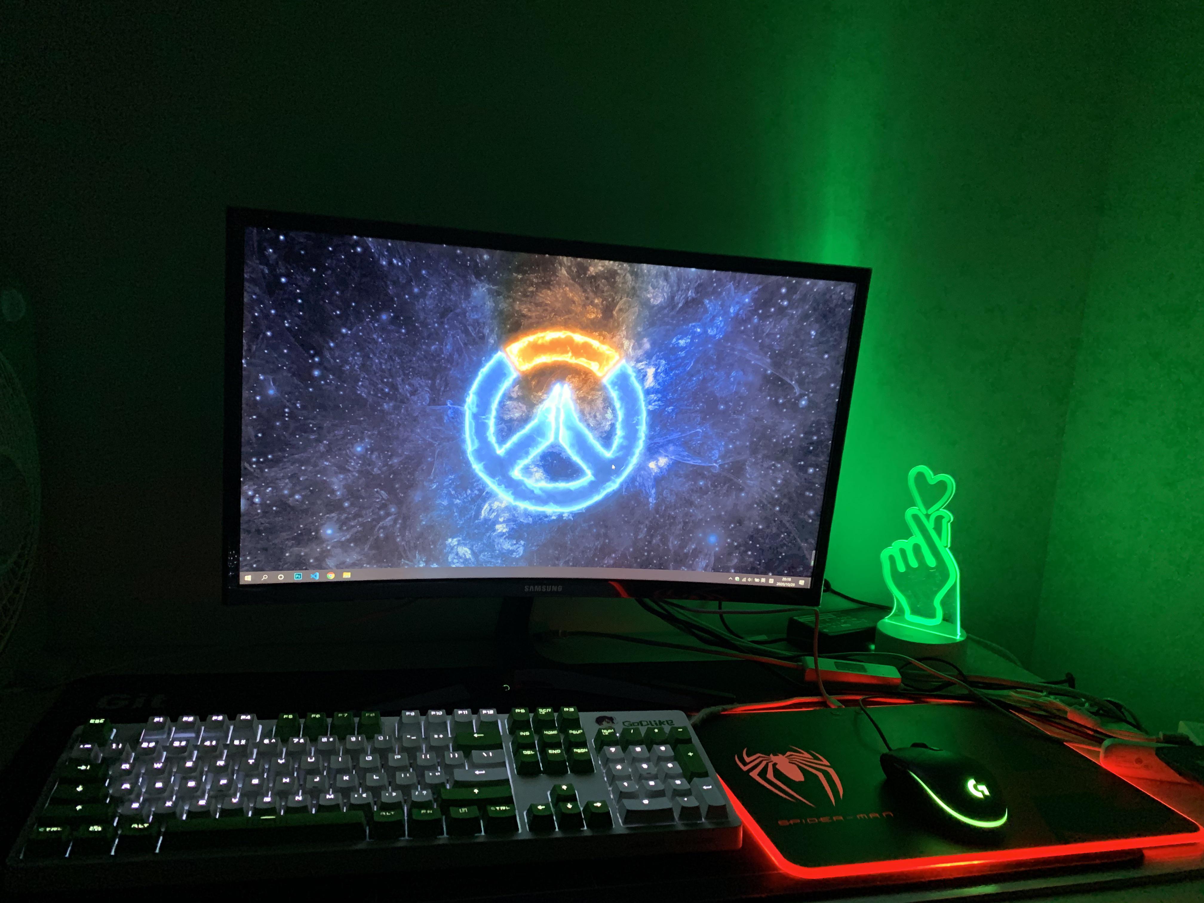 High tech low life gaming setup.. | Scrolller