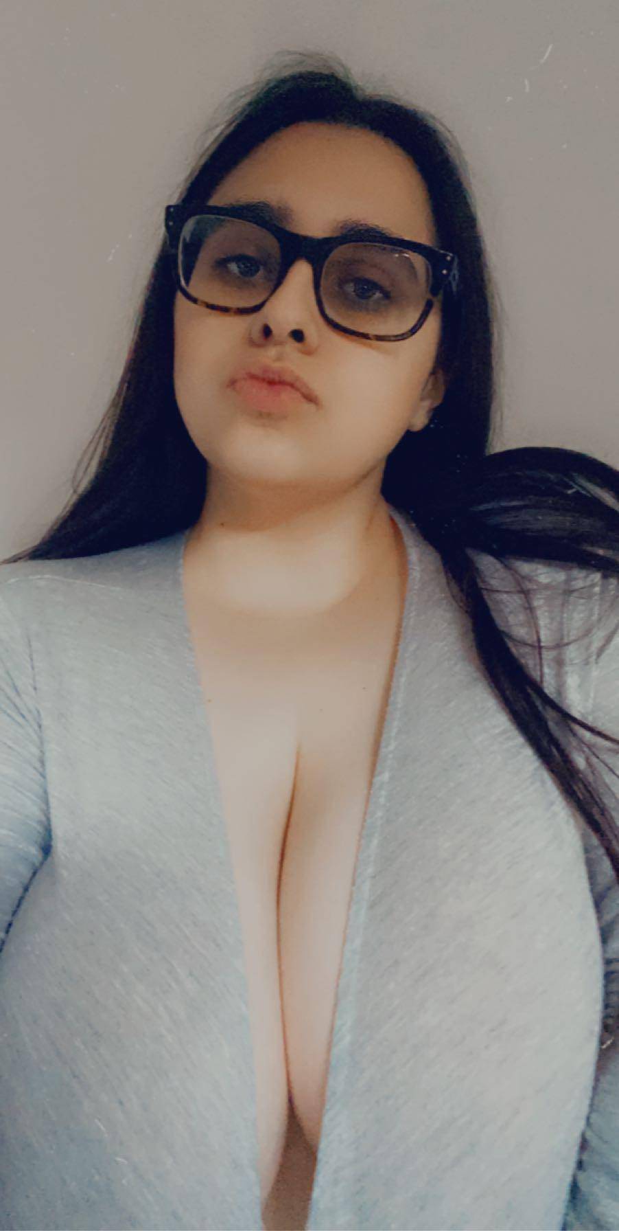 hiiii 💅🏼 [over 18] | Scrolller