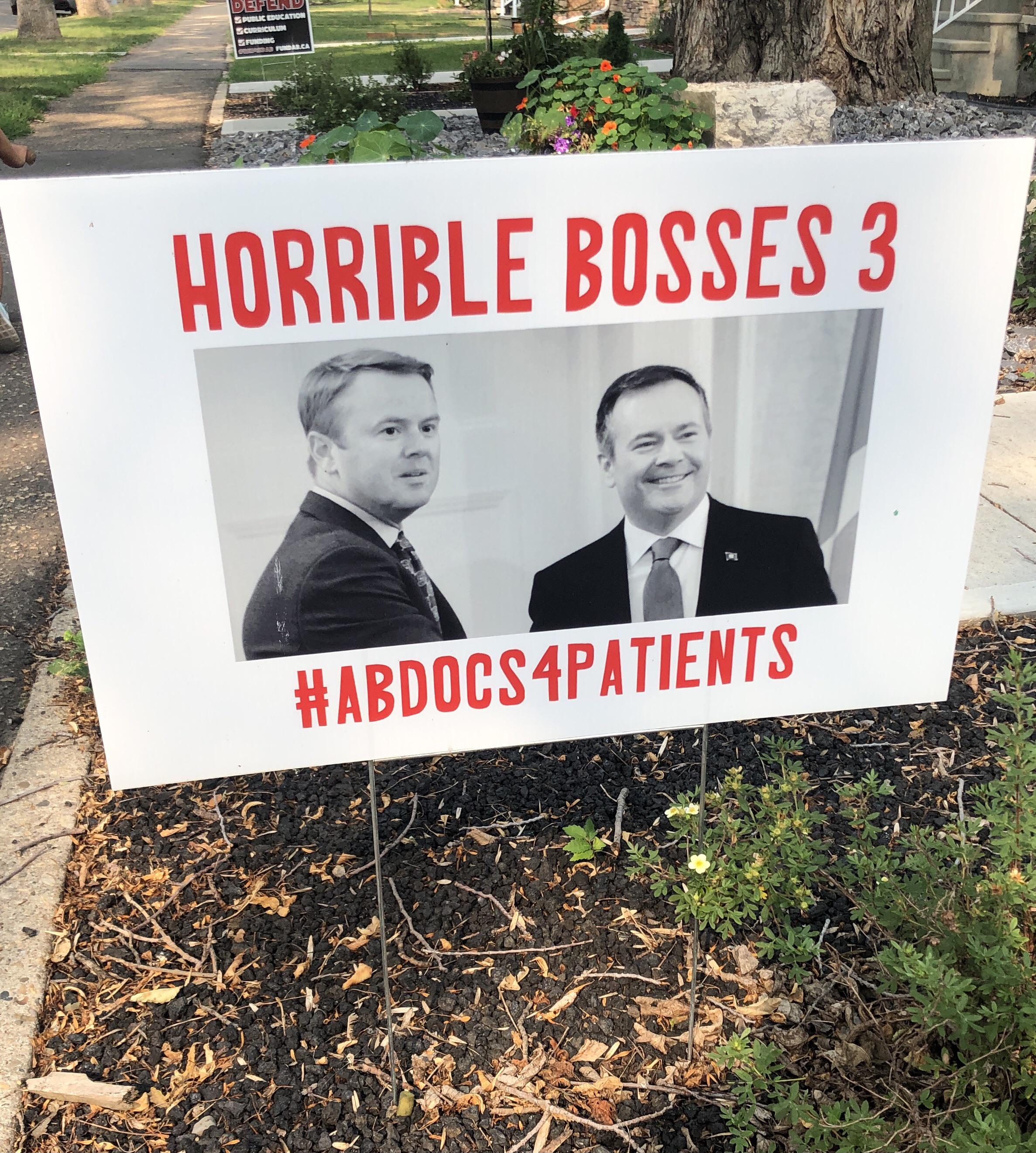 Hilarious lawn sign in Ritchie | Scrolller