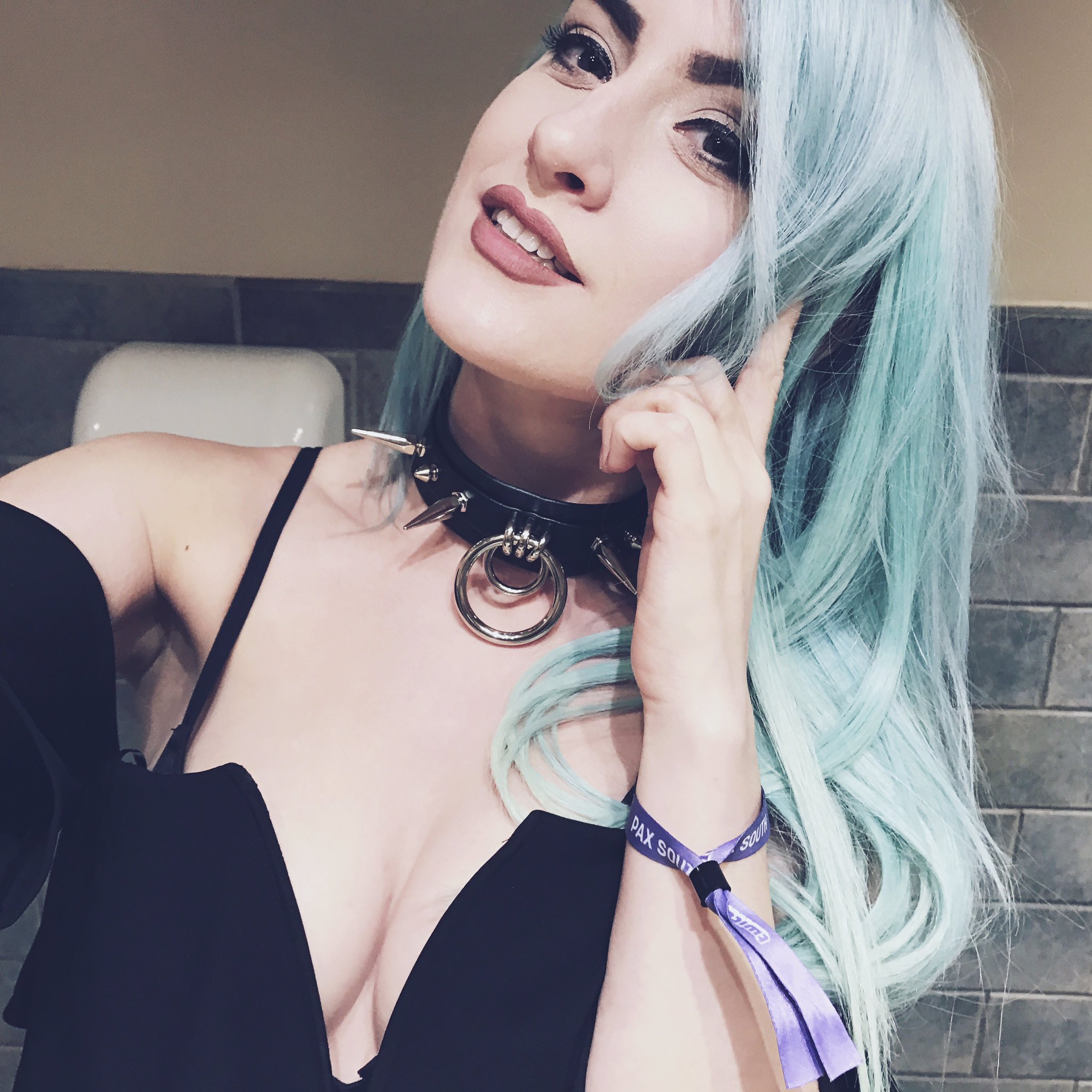 Hillary Nicole collared | Scrolller