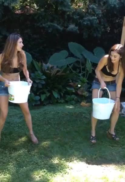 HMC while I throw this bucket! | Scrolller