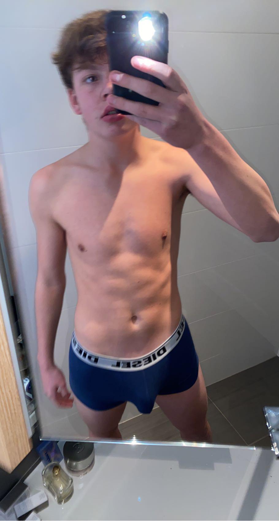 HMU Boys | Scrolller