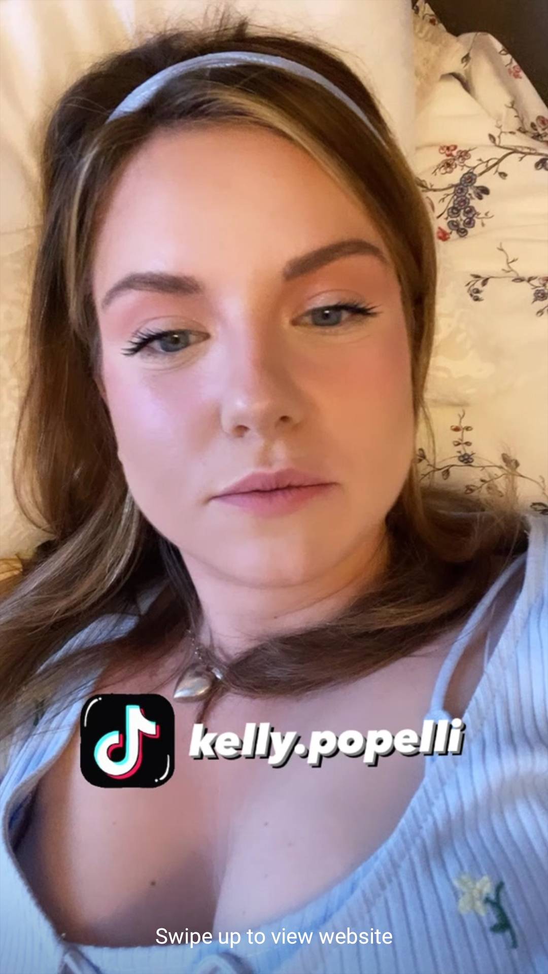 Hoffentlich macht sie einen auf TikTok Thot :^) | Scrolller