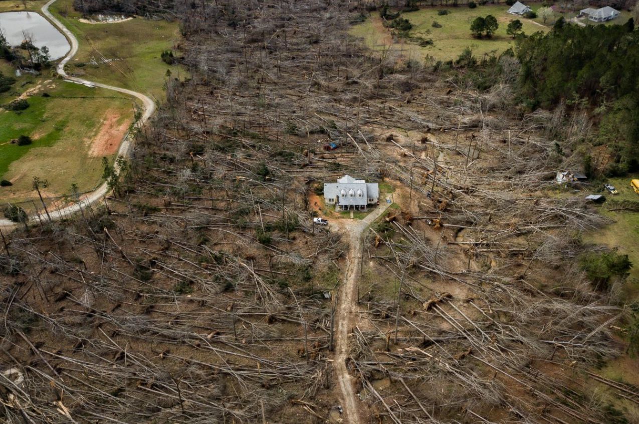 Home Survives From A Tornado | Scrolller
