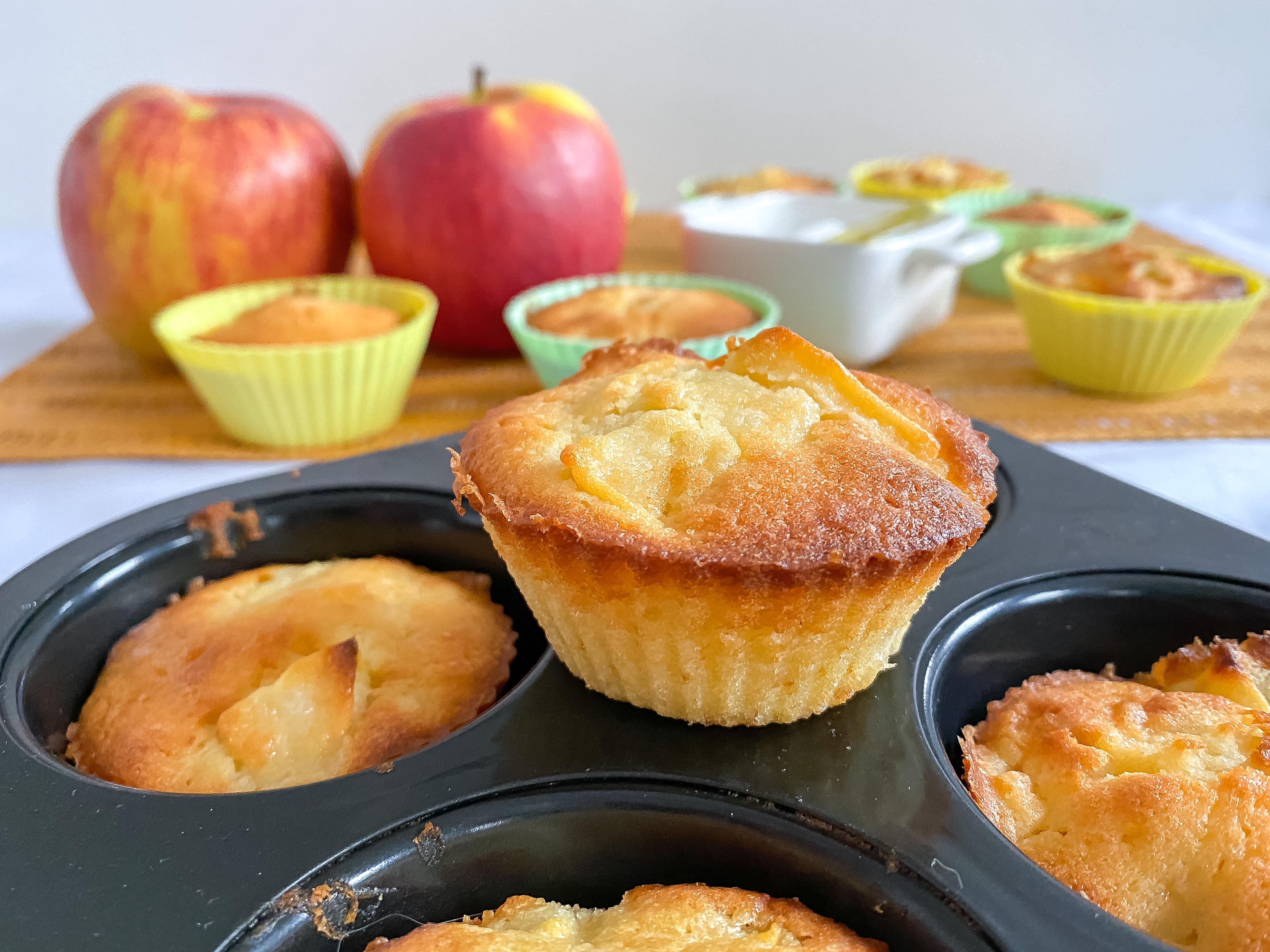 [homemade] Apple Cupcakes with love 😋 | Scrolller