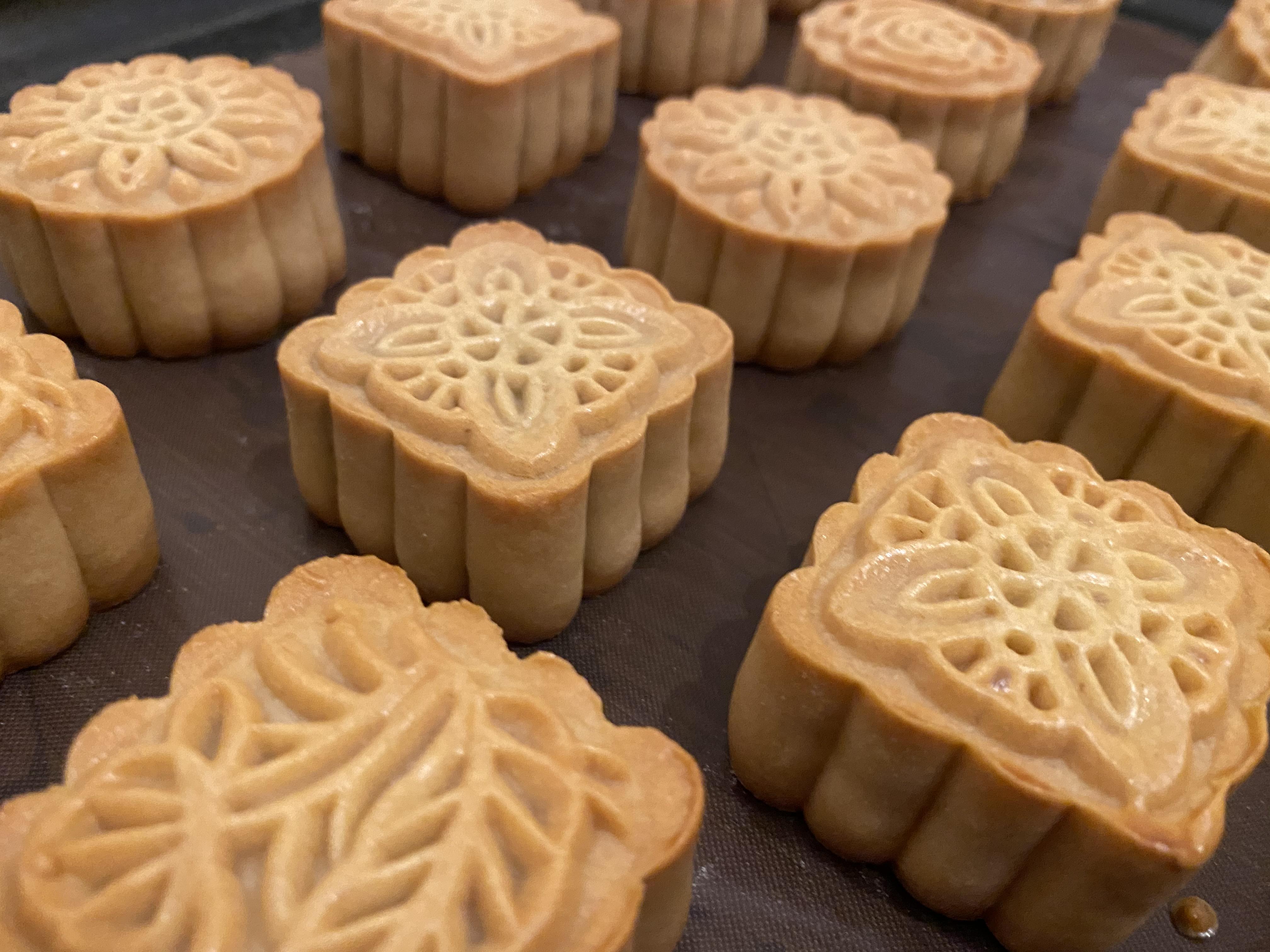 Homemade Mooncakes | Scrolller