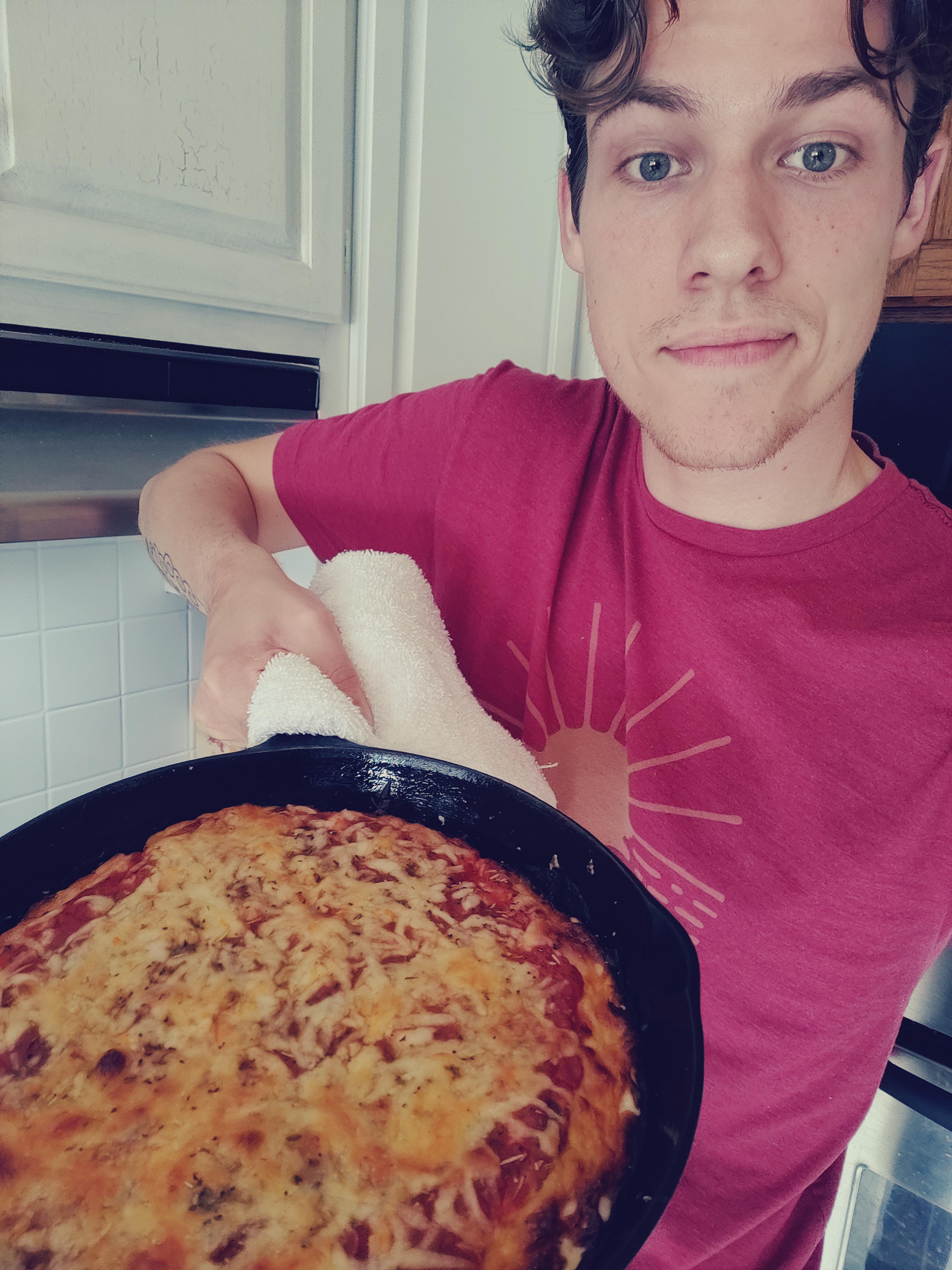 Homemade pan pizza for lunch today 🍕 | Scrolller