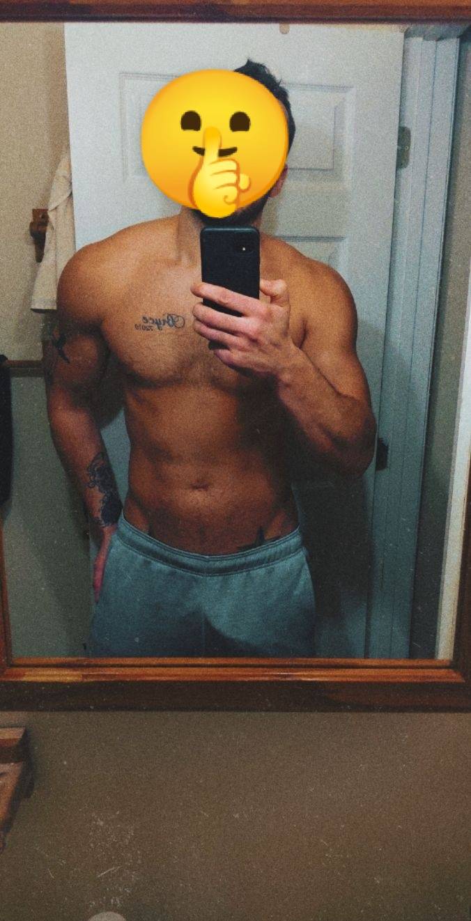 Hope my bulge wasn't too noticeable at the gym | Scrolller