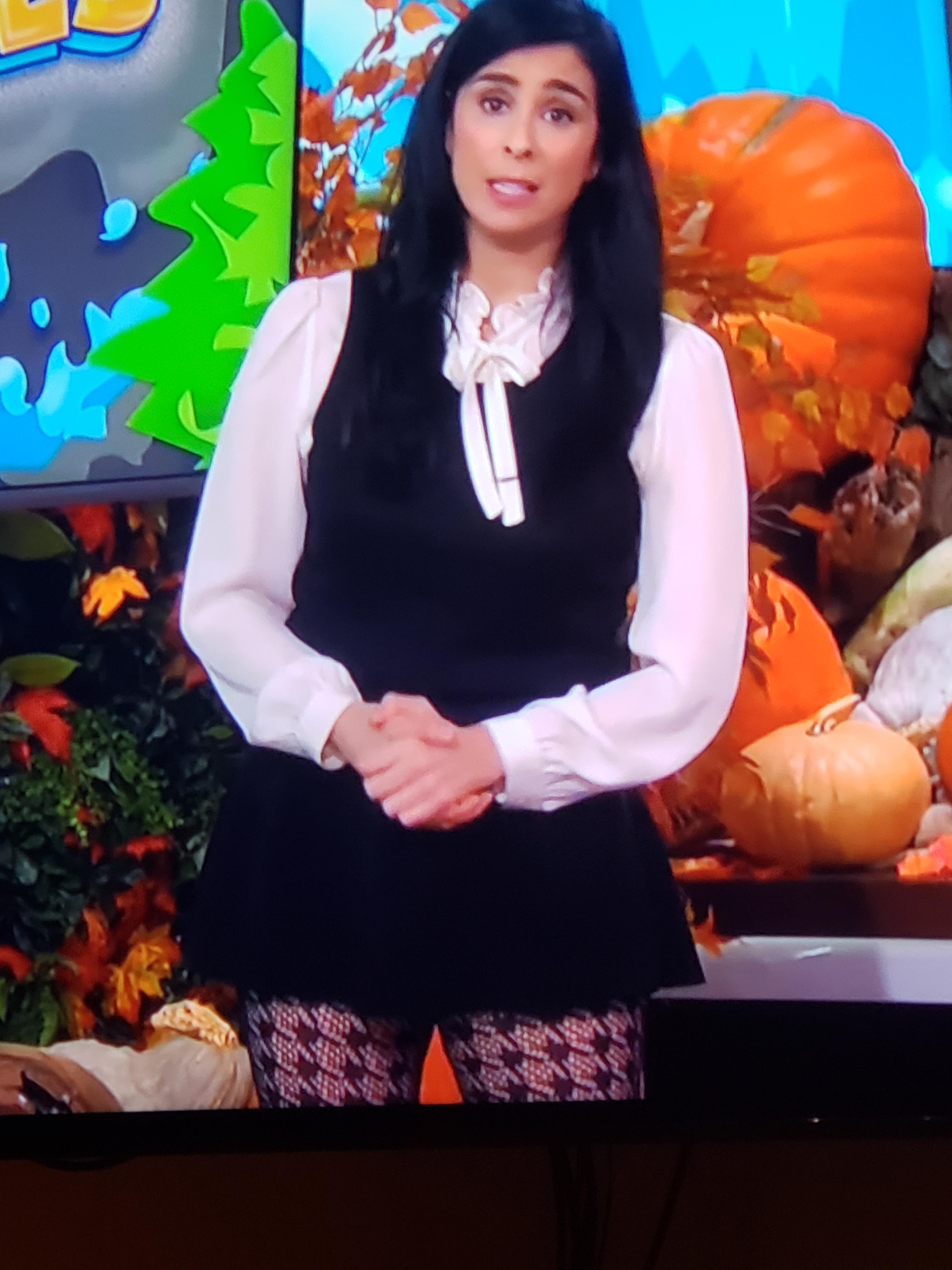 Hosting ellen | Scrolller