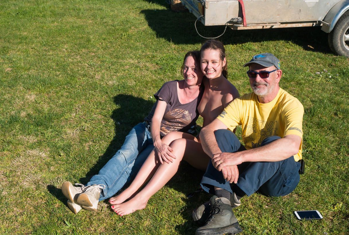 Supportive friend at hot air balloon festival | Scrolller