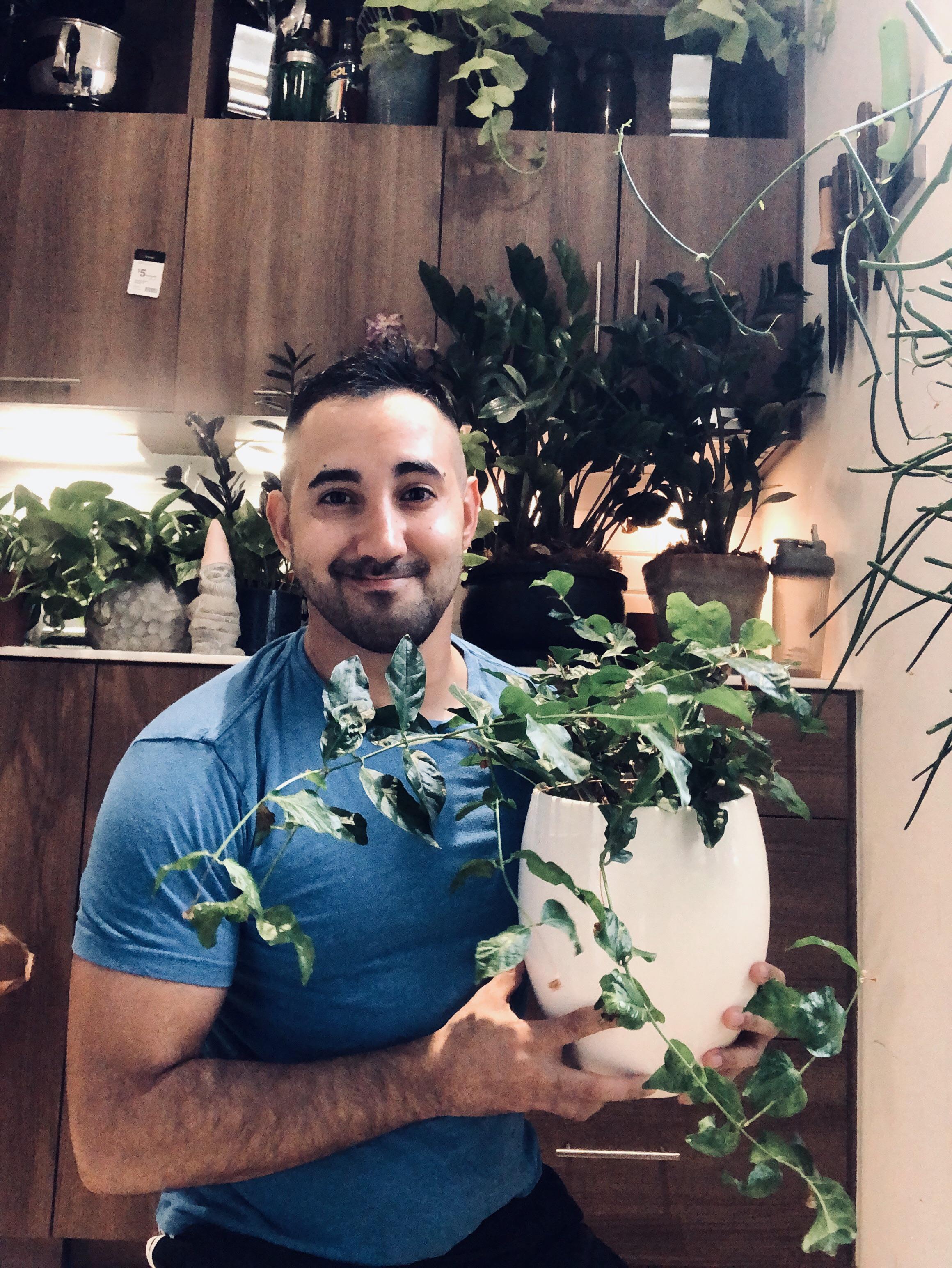 Hot dude | Scrolller