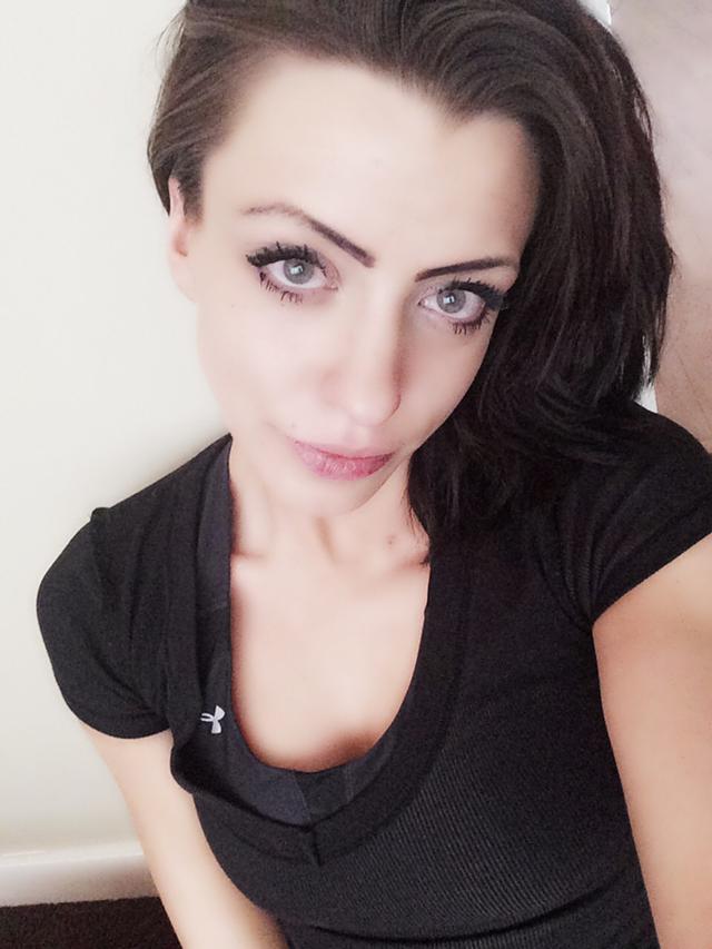 Hot girl who does a lot of charming videos | Scrolller