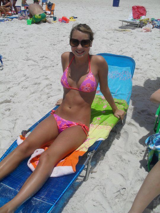 Hot in Pink | Scrolller