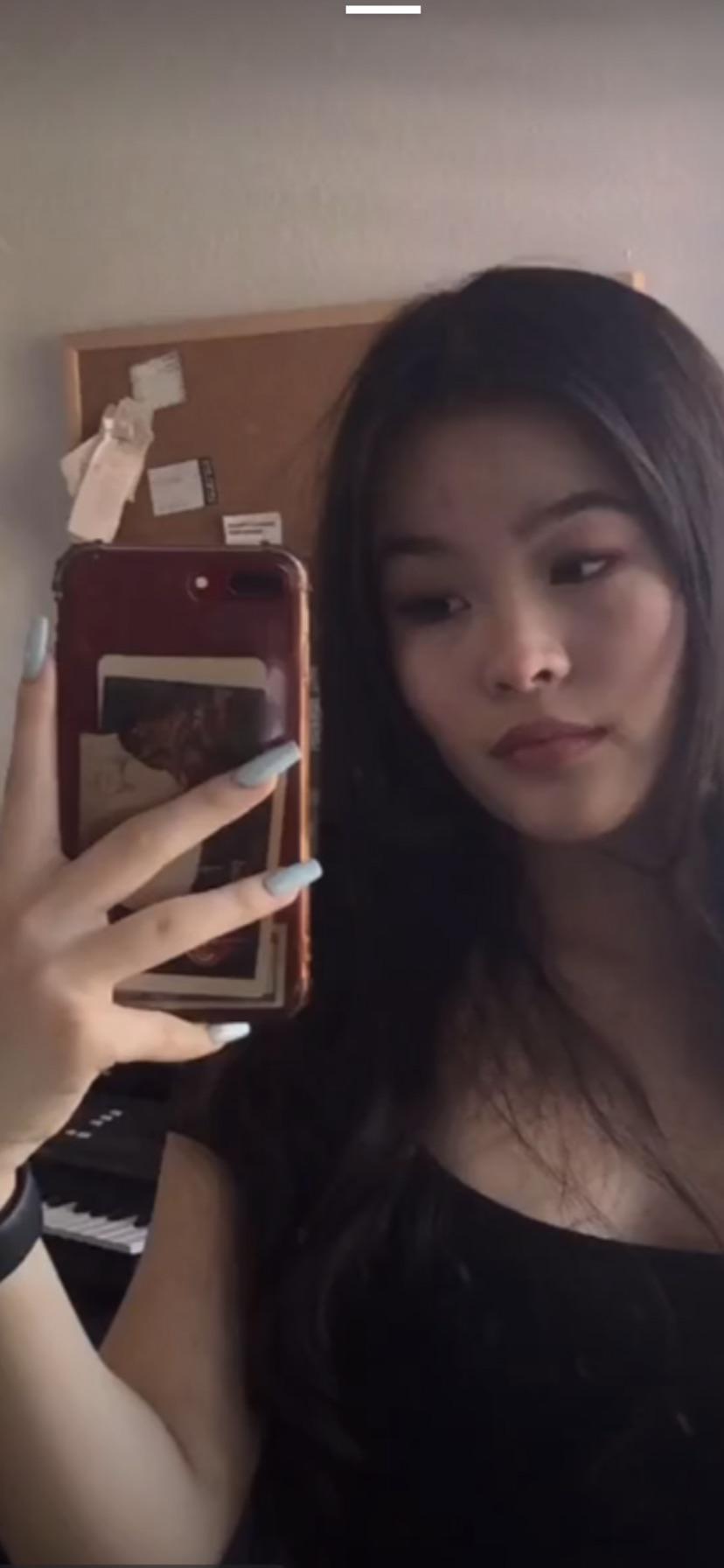 Hot mama 😝 | Scrolller