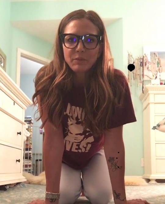 Mom on her knees | Scrolller