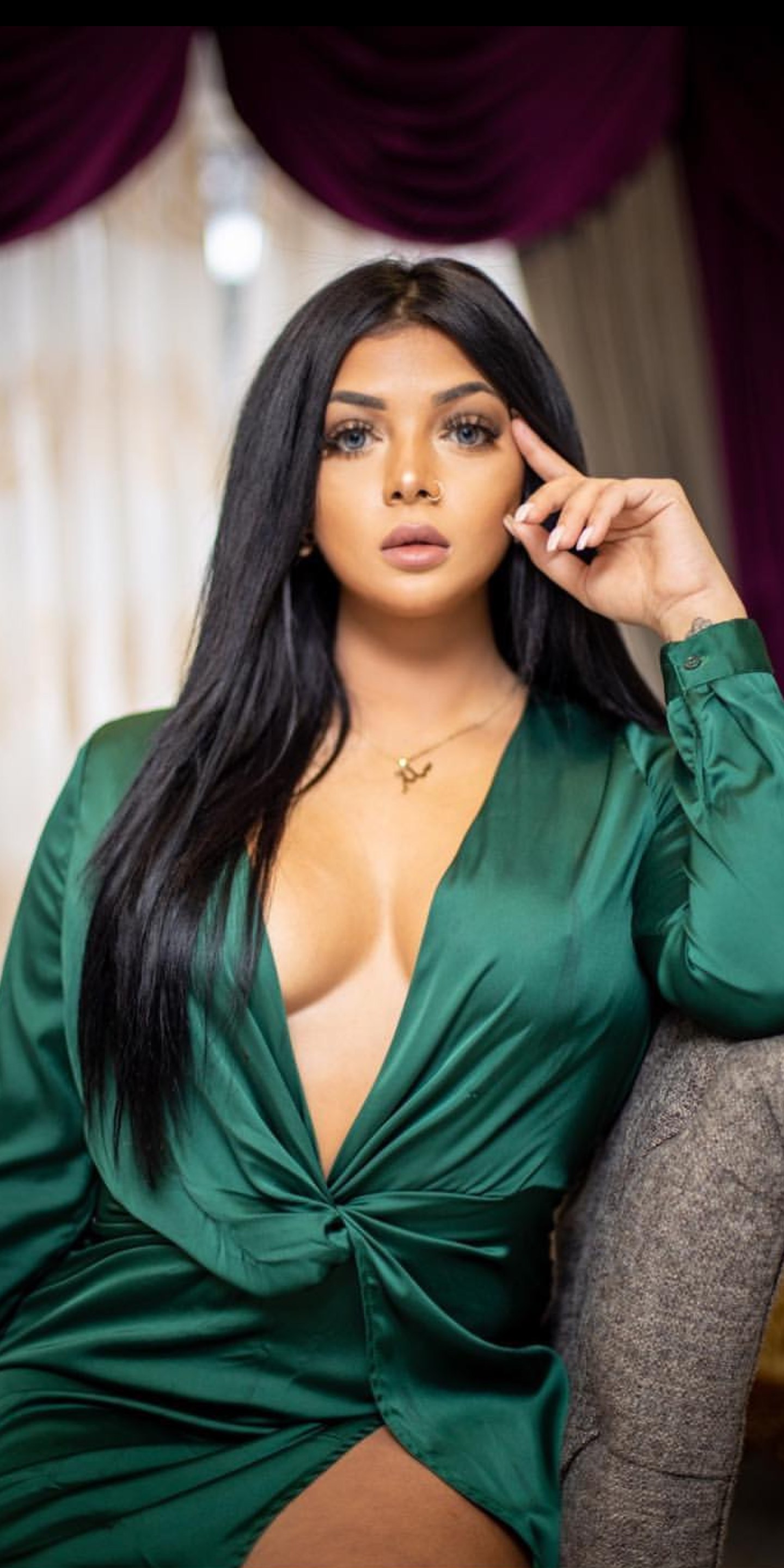 Hot persian that I found on an ig account called @hellafinebrowngirls | Scrolller