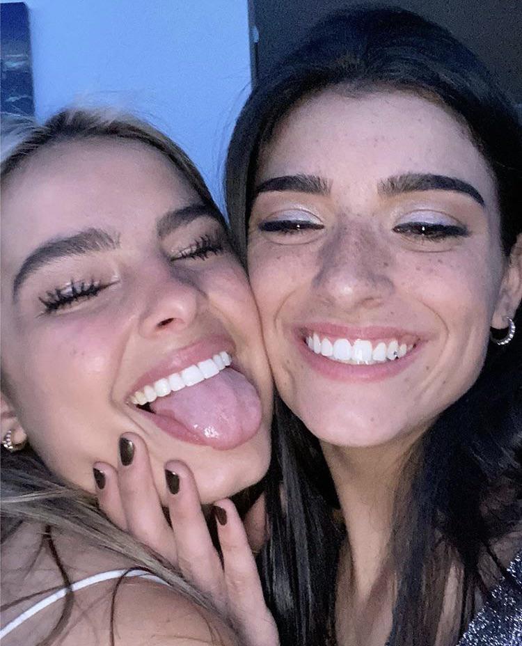 Hot pic with dixie 🥵 | Scrolller