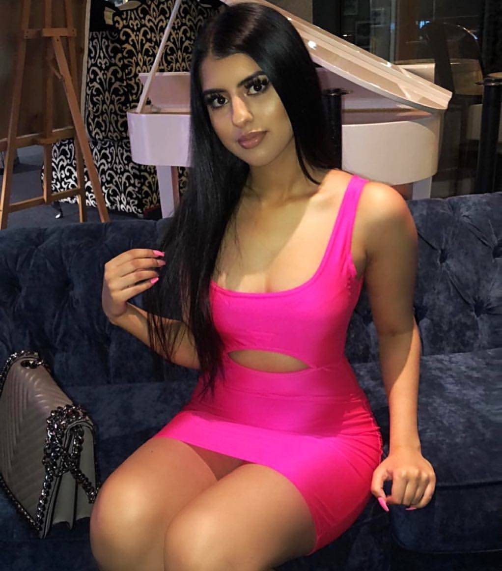 Hot Pink | Scrolller