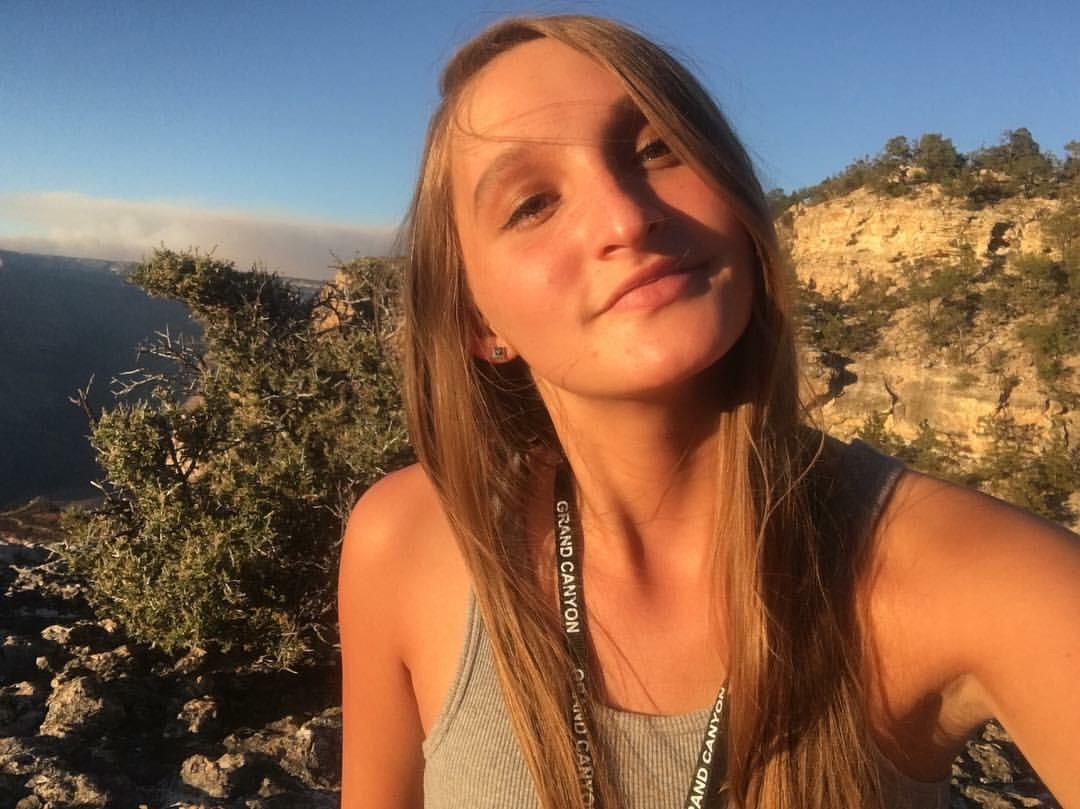 Hot Pit selfie | Scrolller