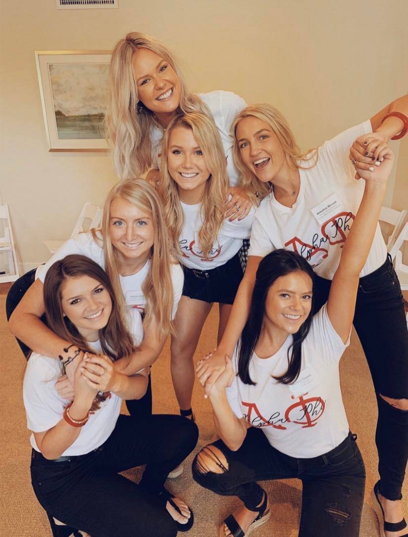 House babes | Scrolller