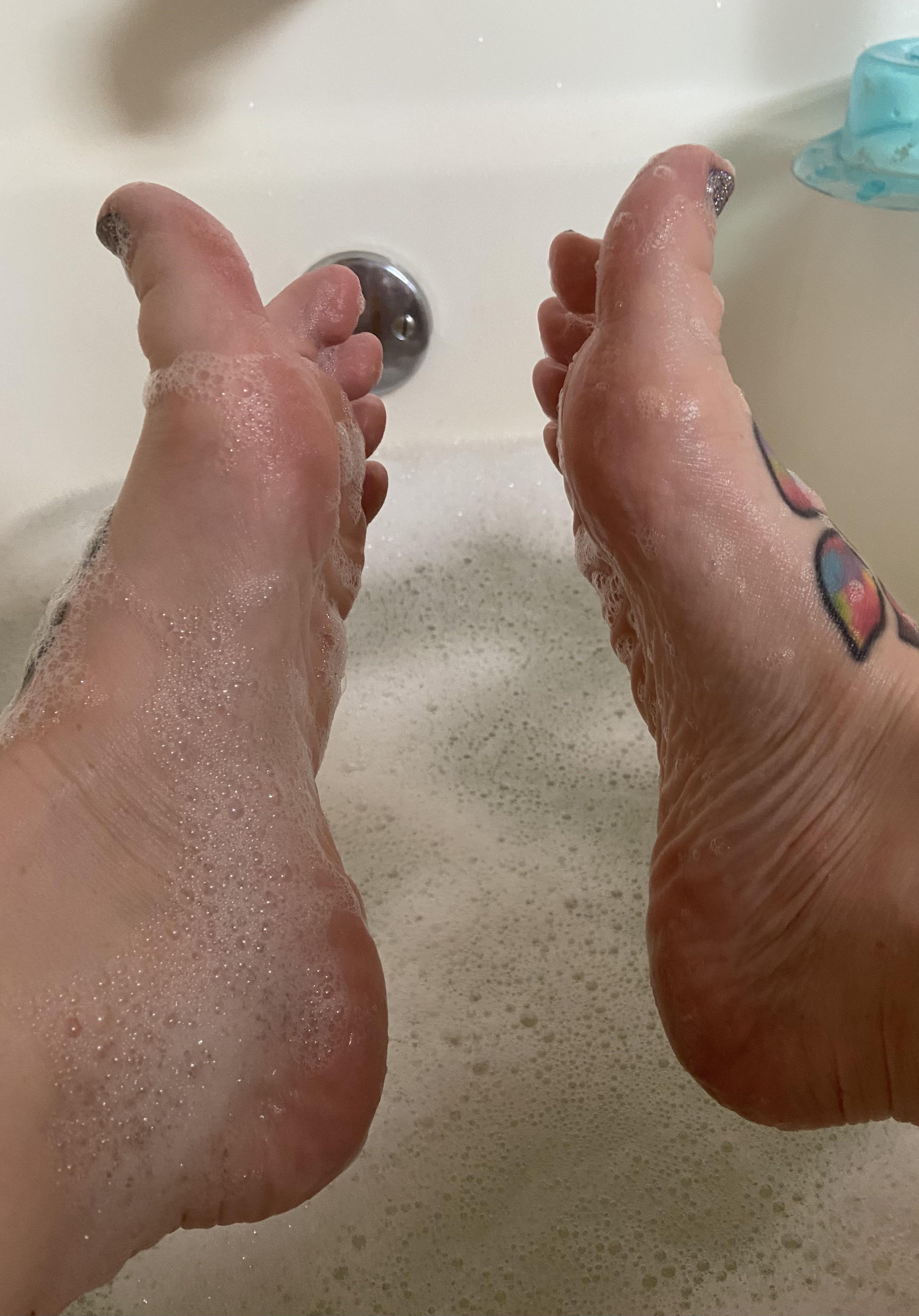 How about some bubbles? | Scrolller