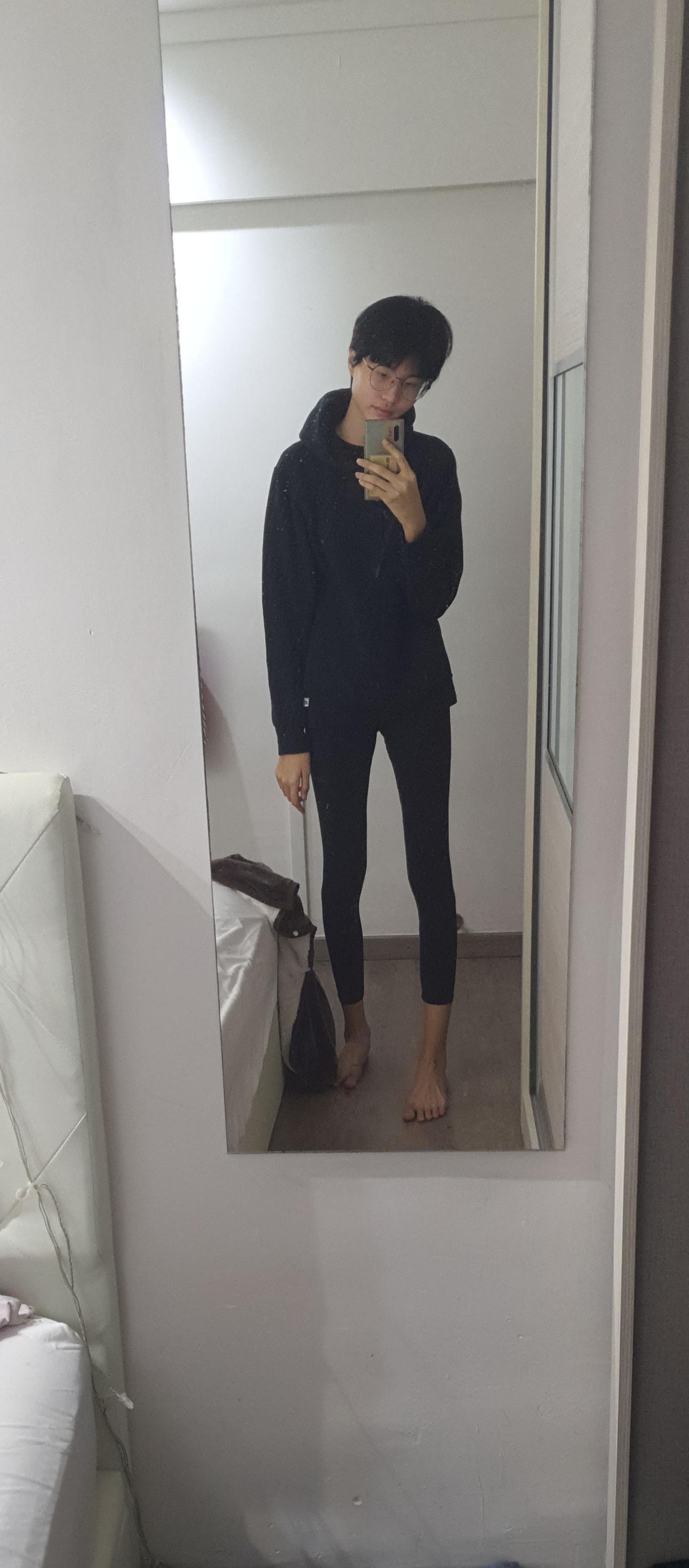 How do I look in leggings | Scrolller