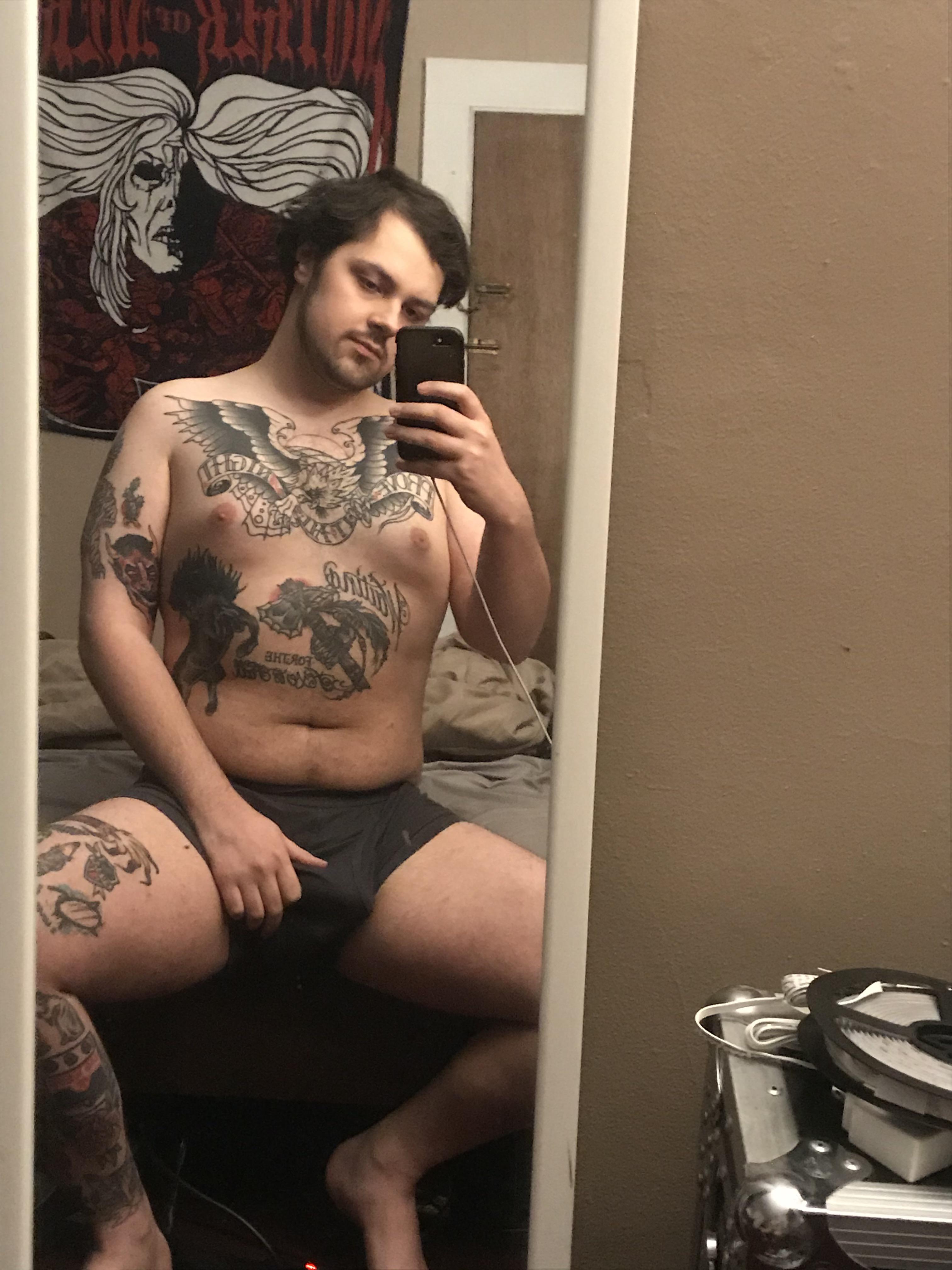 How’re we doin tonight 😌😏 | Scrolller