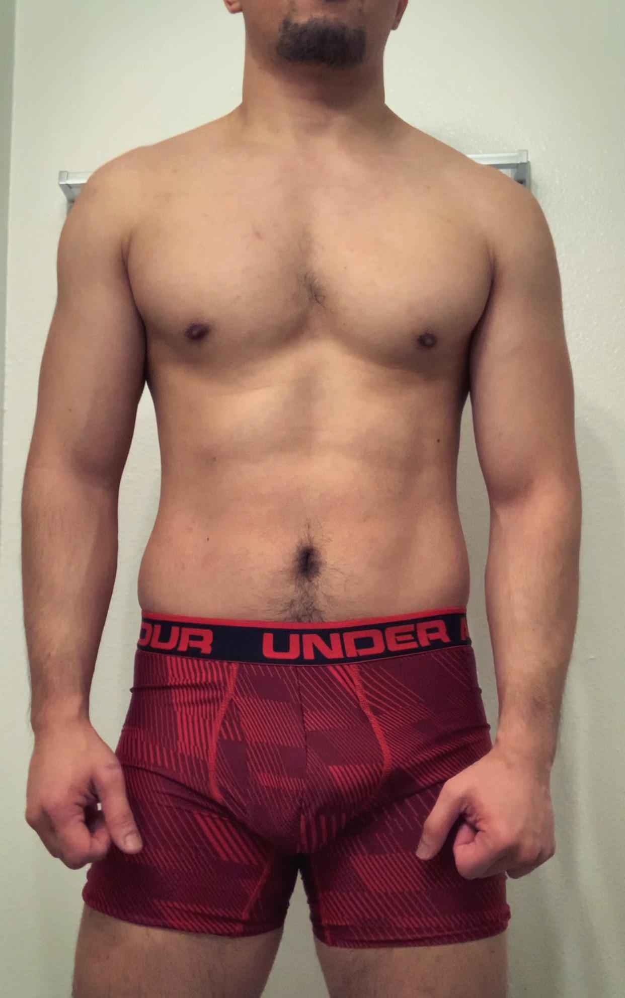 How’s my Red UnderArmour? | Scrolller