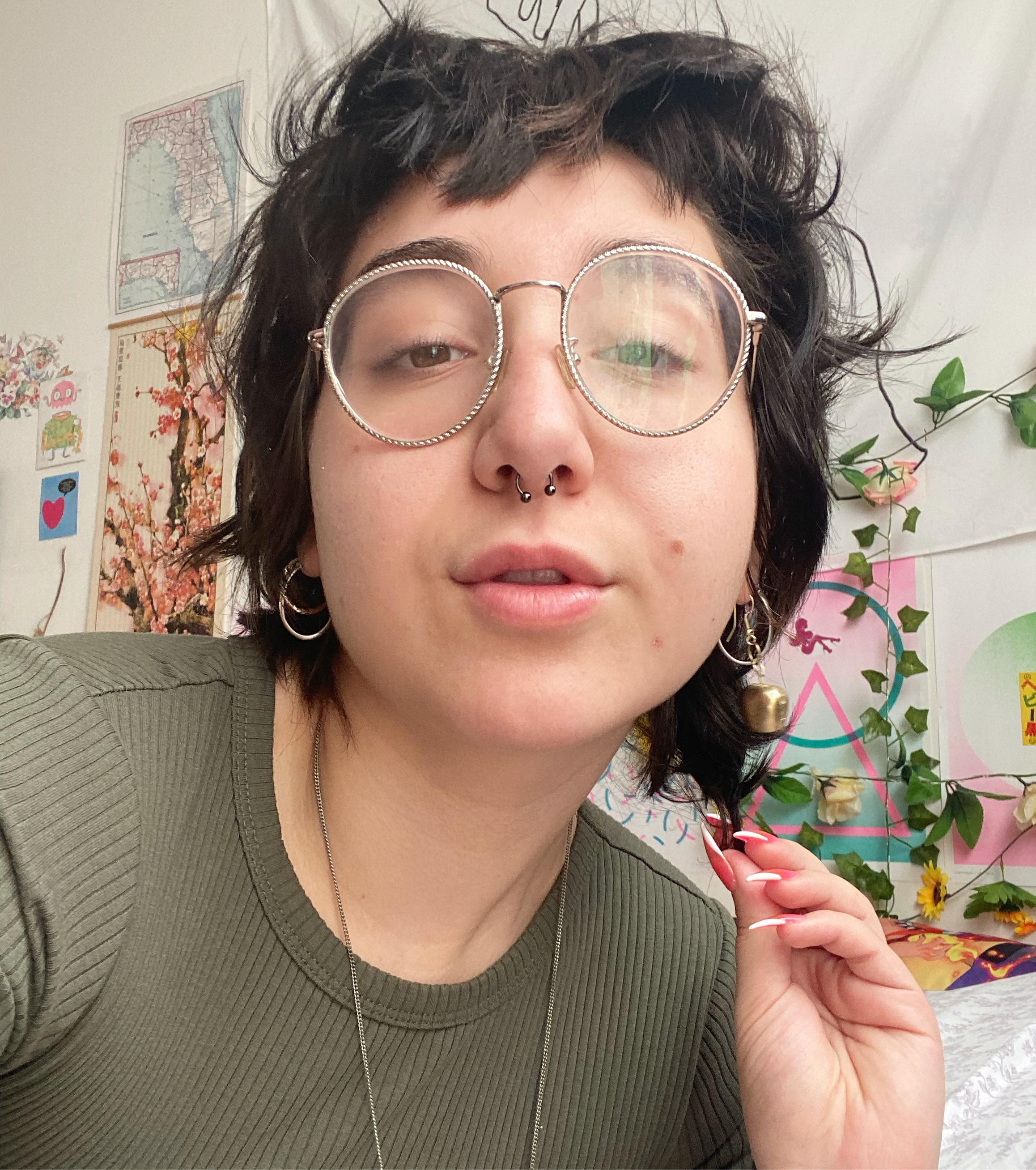 Howdy c: | Scrolller