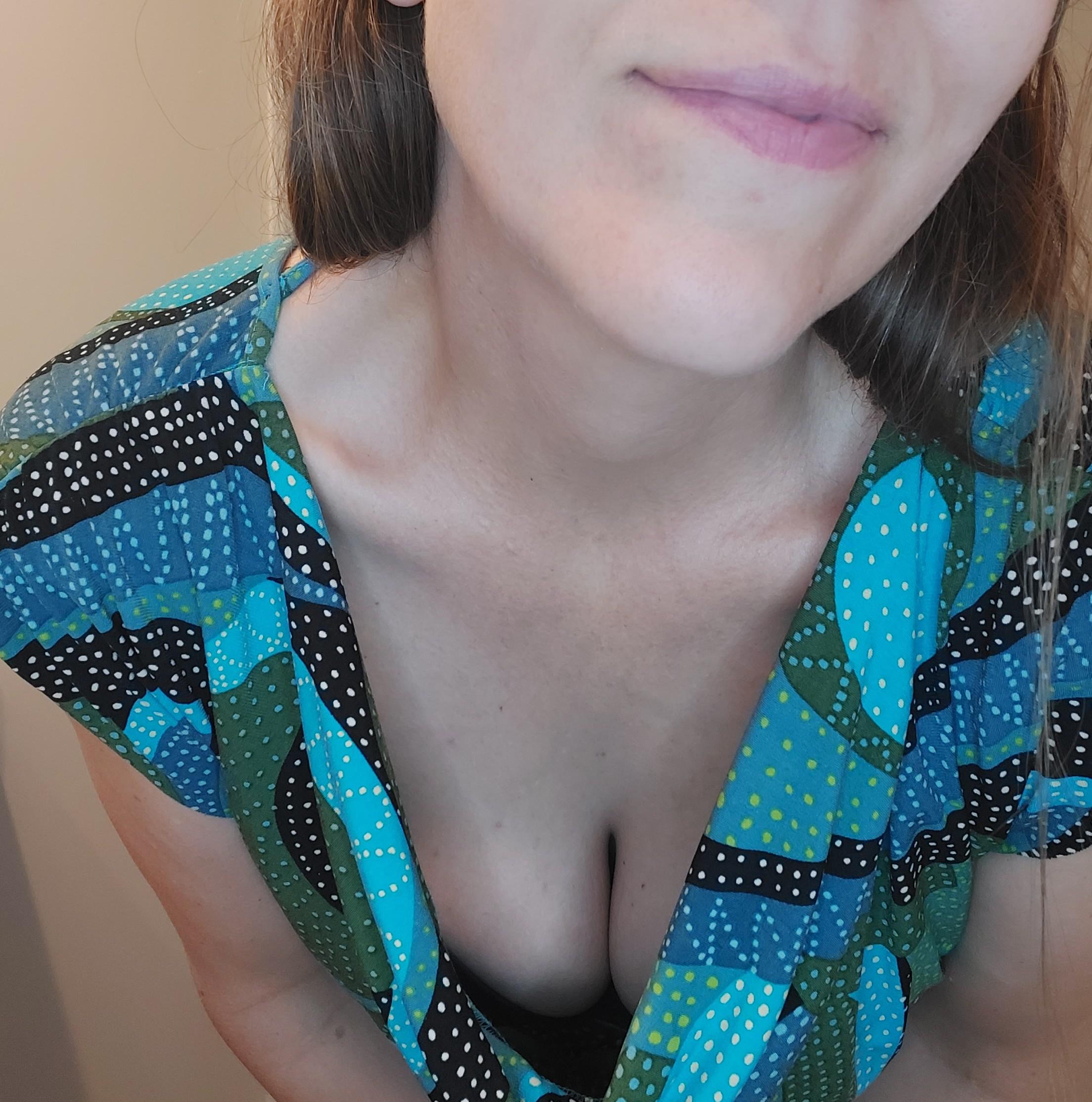 How's this angle? | Scrolller