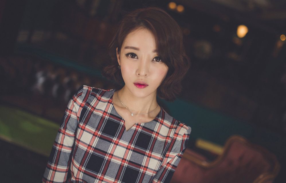 Huge album of Ji Na | Scrolller